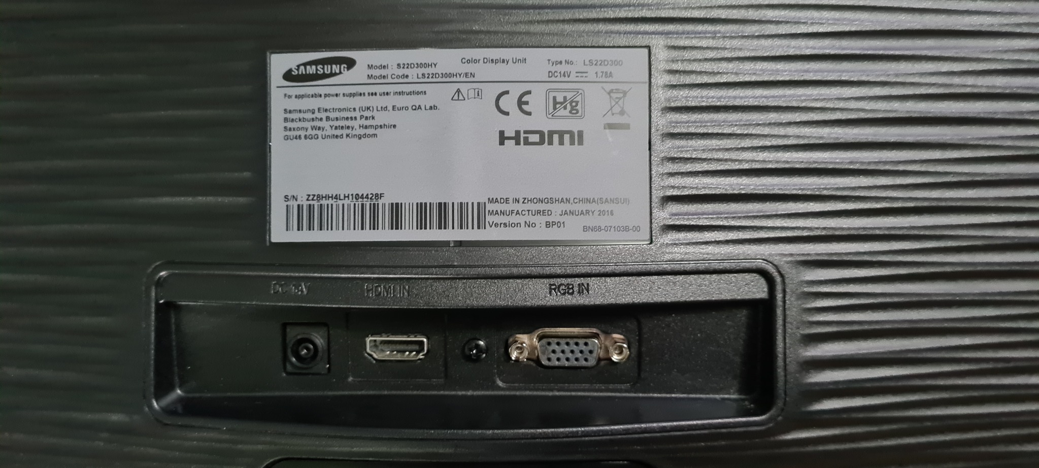 Samsung S22D300HY FULL HD LED 21,5" monitor, HDMI, VGA - több db van ...