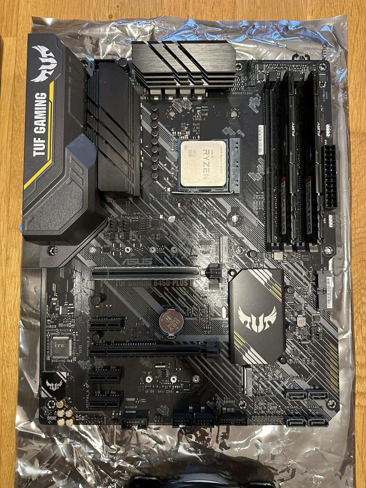 PC alkatrészek, minden GARANCIÁS még - Ryzen7 5800X, 16GB DDR4 3200MHz ...