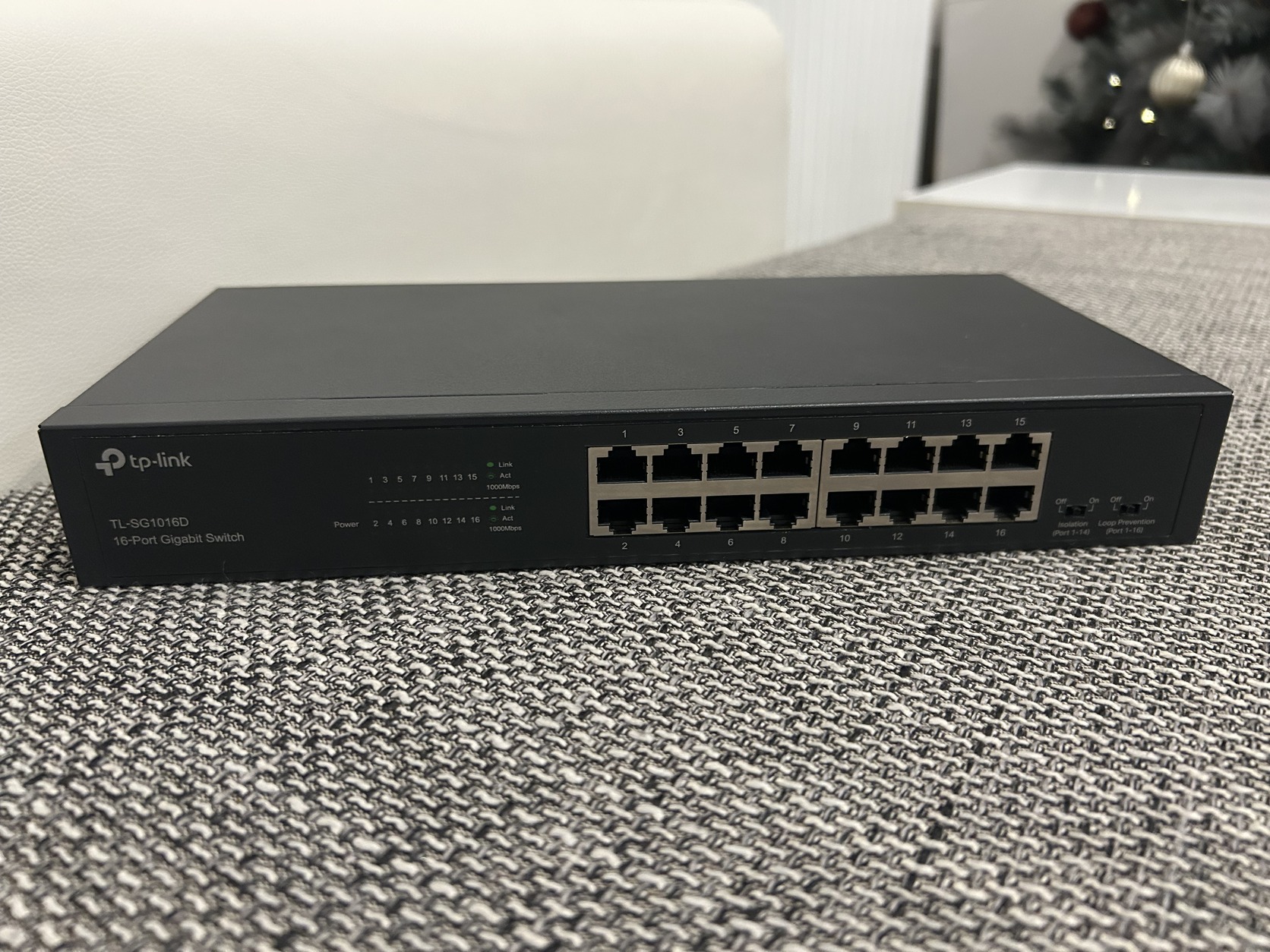 TP-Link SG1016D 16-Port Gigabit switch - HardverApró