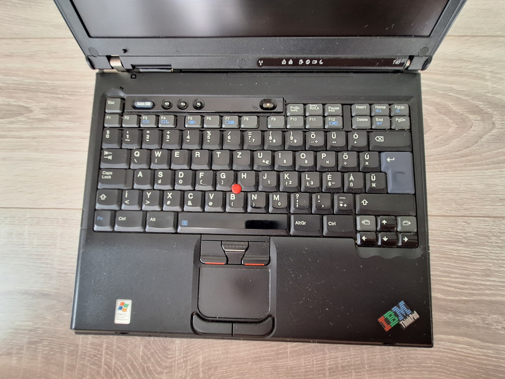 Vintage IBM Thinkpad T40 (type 2373) eredeti töltővel 1GB RAM Intel ...
