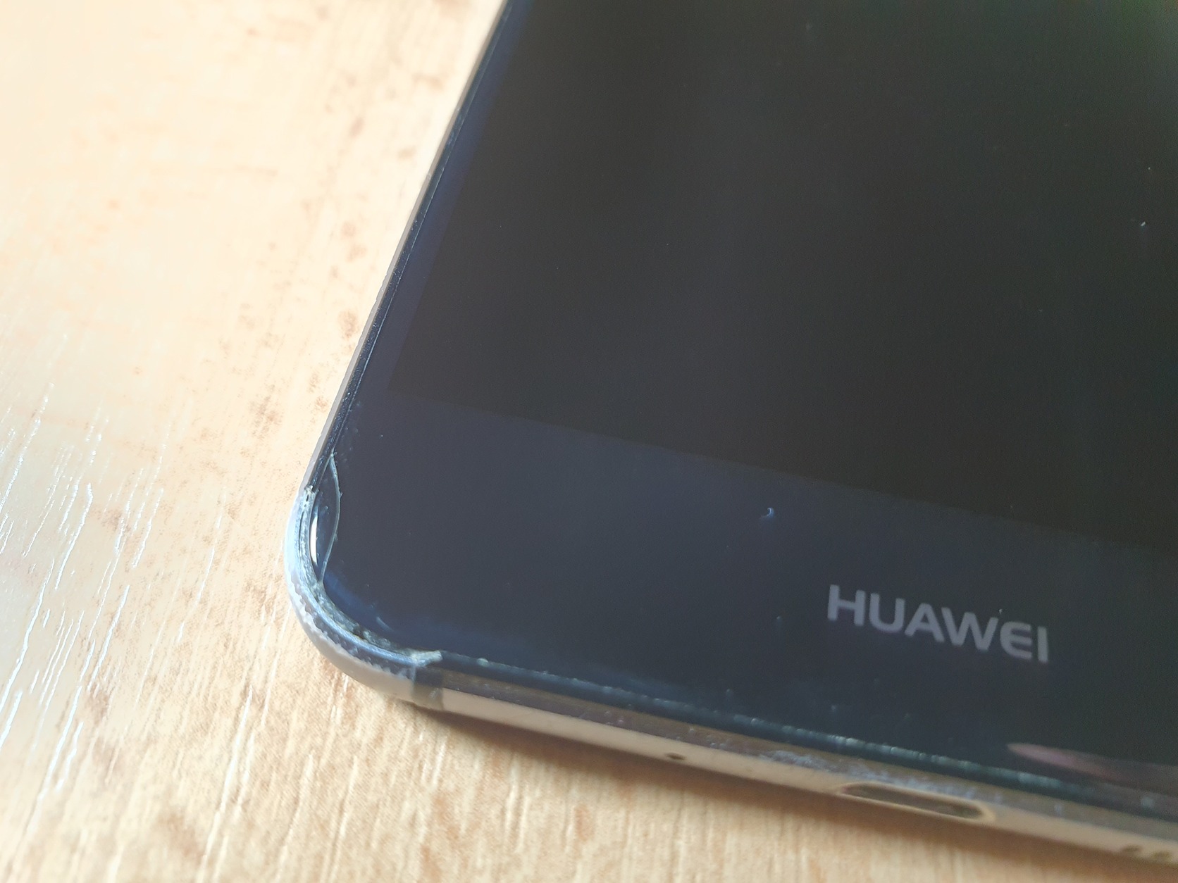 Huawei P10 lite - HardverApró
