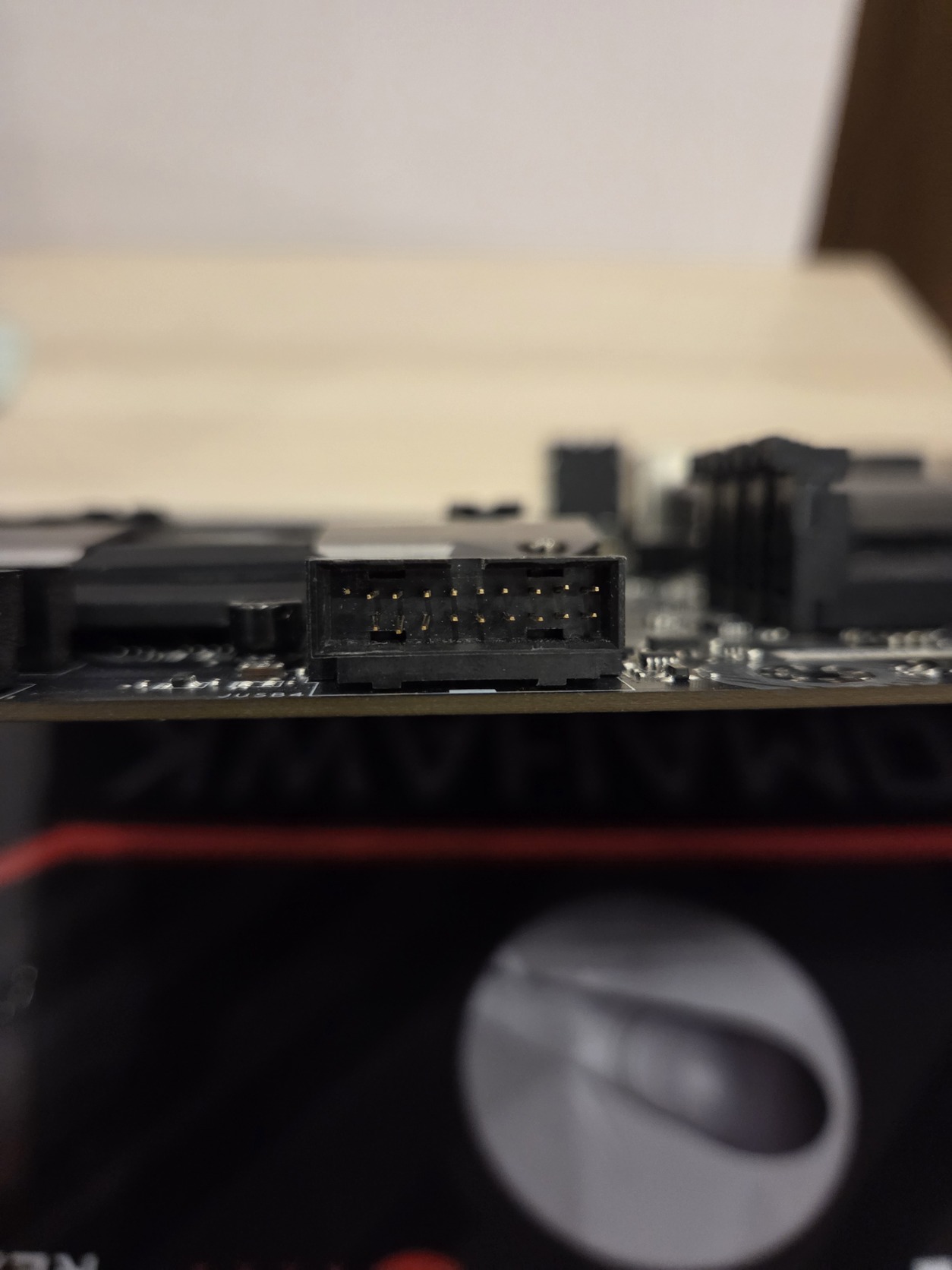 MSI B350 Tomahawk Alaplap + Doboz + Kiegészítők - HardverApró