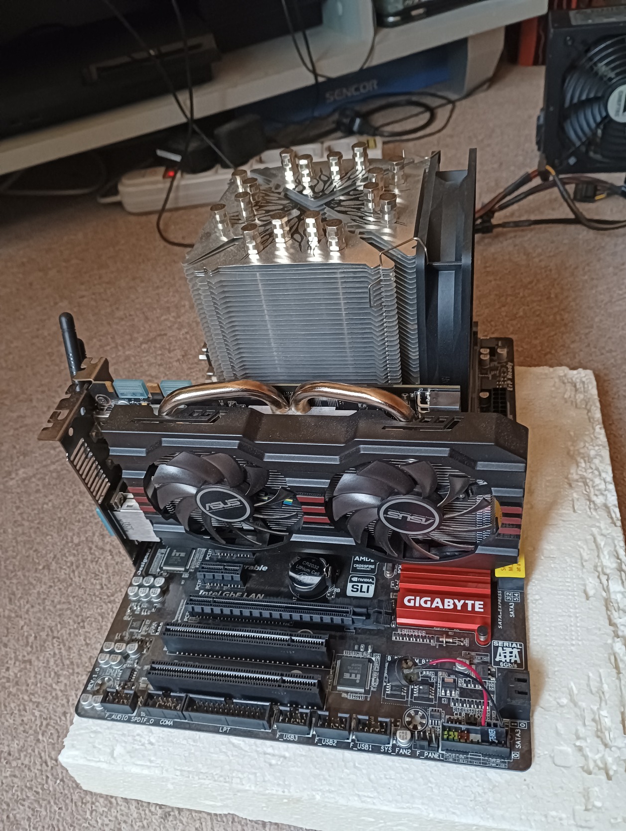 i5 4690k konfig, 16GB, m.2 SSD, VGA, tápegység - HardverApró