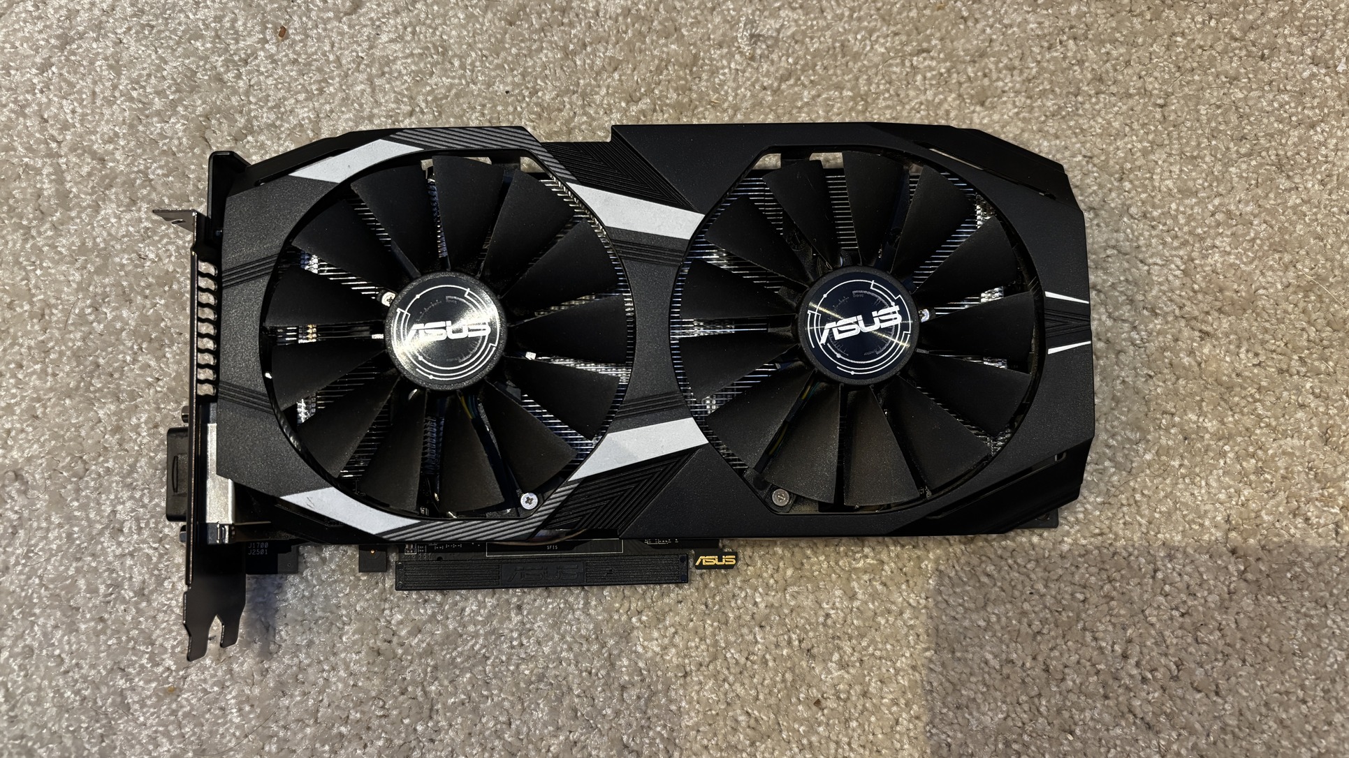 ASUS Dual Radeon RX 580 OC 4GB GDDR5 256bit - HardverApró