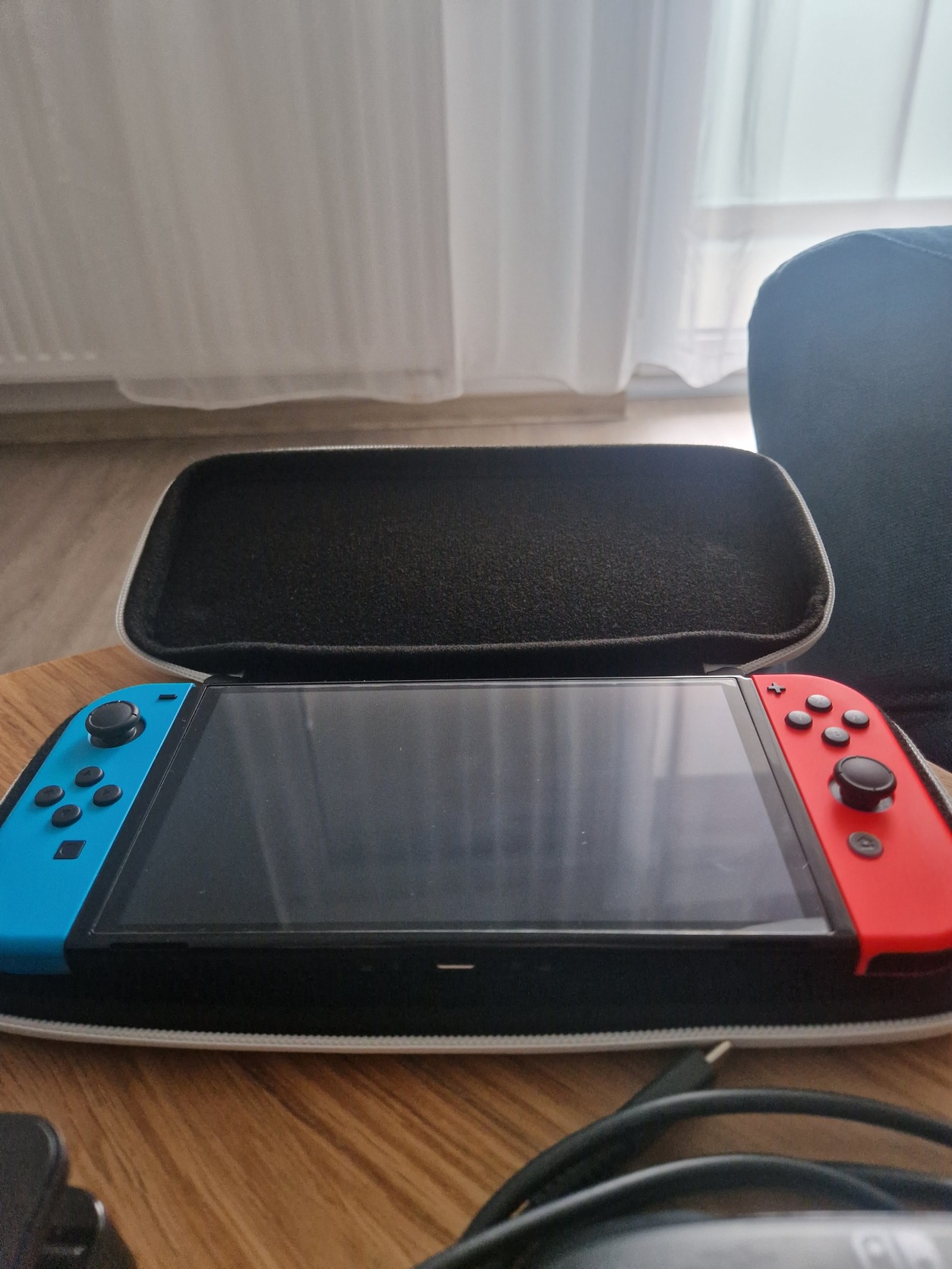 Nintendo Switch OLED + 256GB MicroSD + Pro kontroller + védőtok - HardverApró