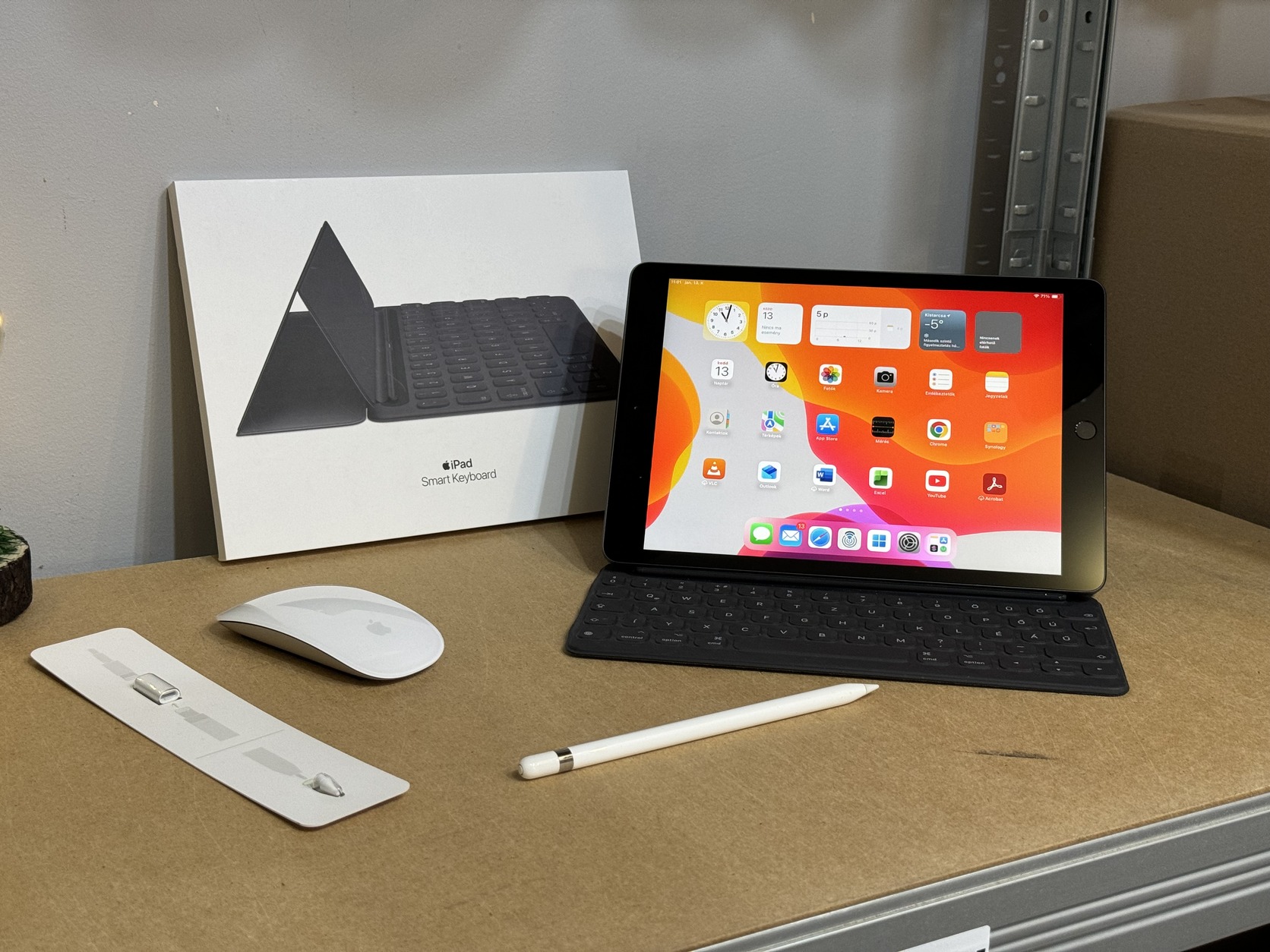 iPad 7th gen 32GB + Keyboard, Magic Mouse, Pencil - HardverApró