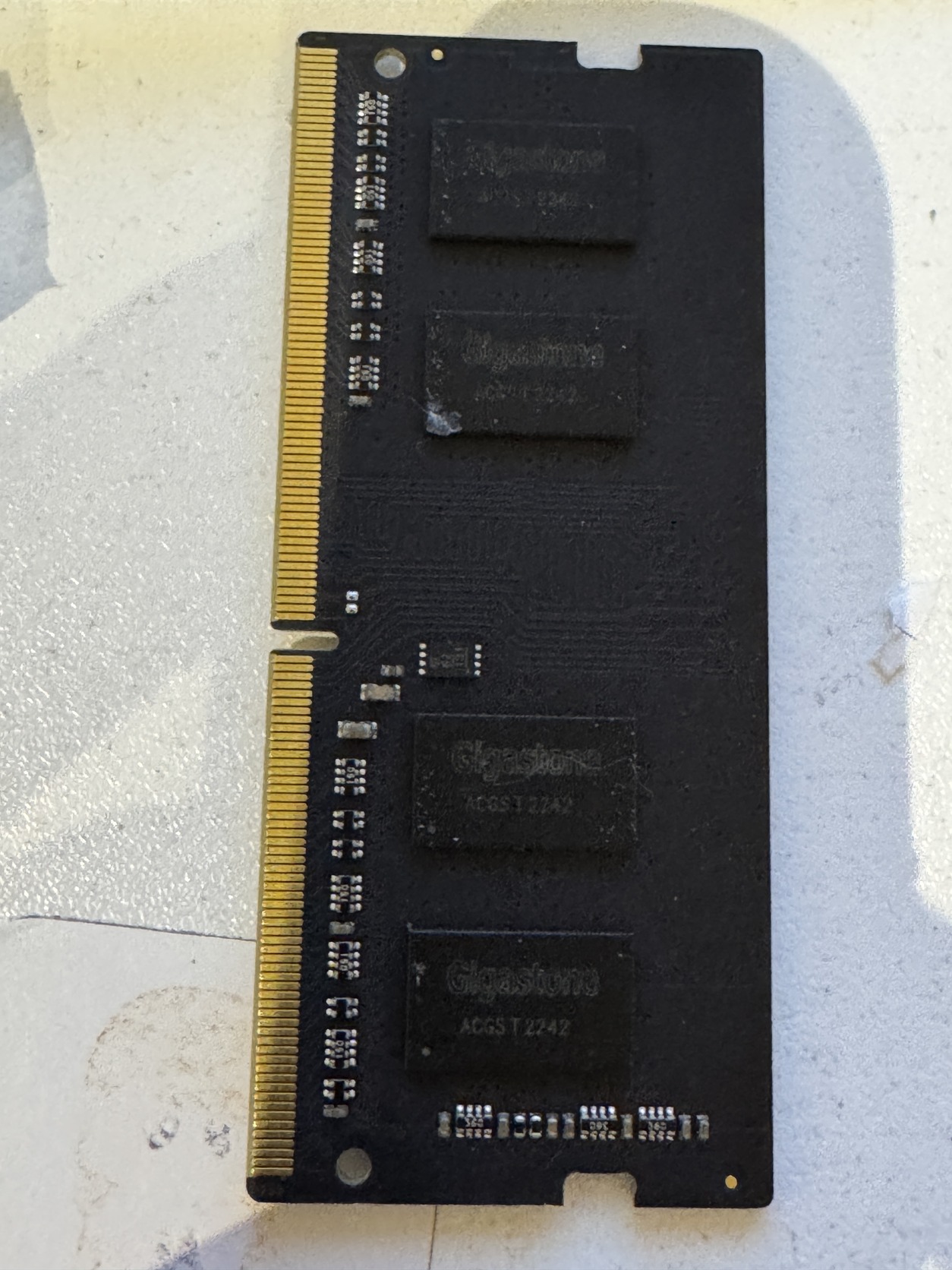 8gb ddr4 memória 2666 Mhz - HardverApró