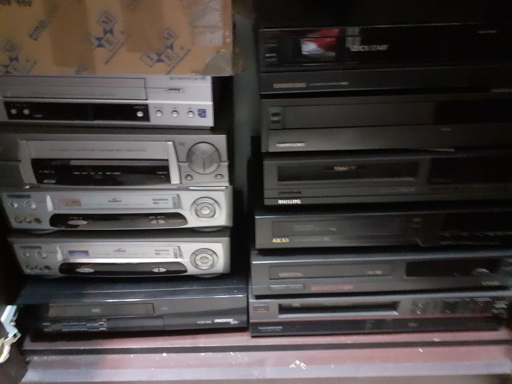 11 darab hibás videómagnó javításra vagy alkatrésznek - HardverApró