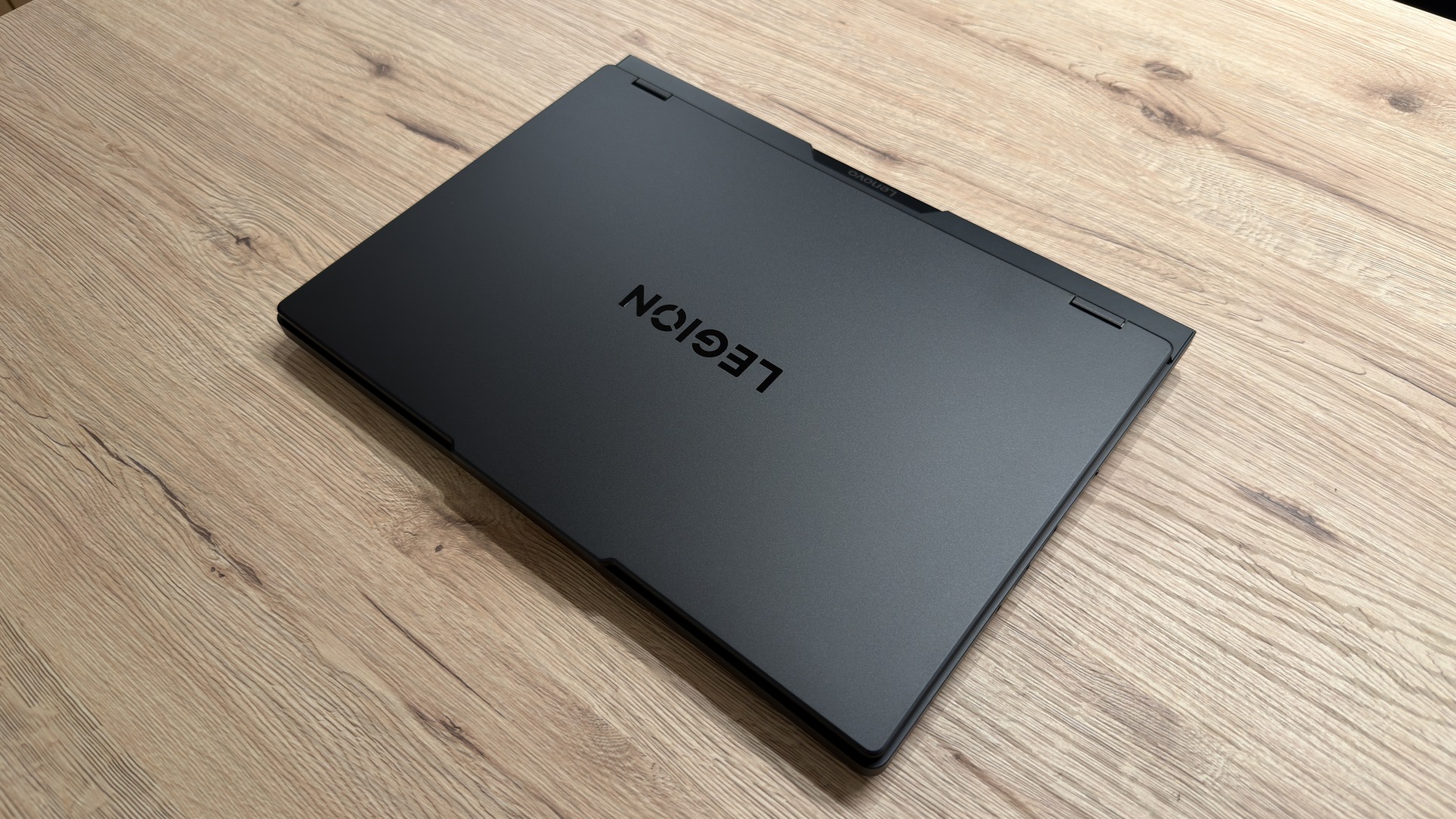 197 - Lenovo Legion Pro 5 (16IAX10) - Intel Core U7 255HX, RTX 5070 ...