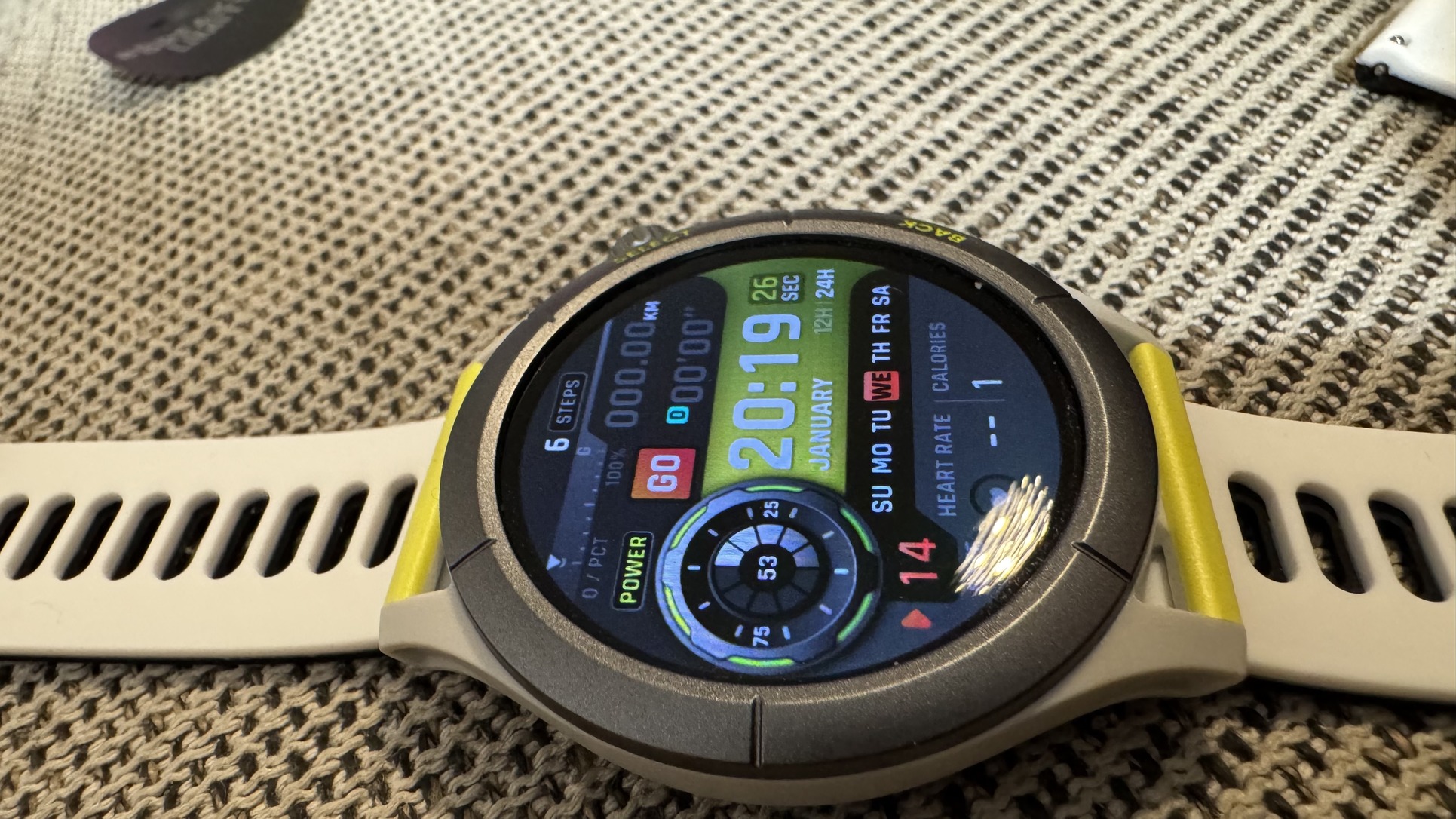 Amazfit Cheetah okos óra - HardverApró