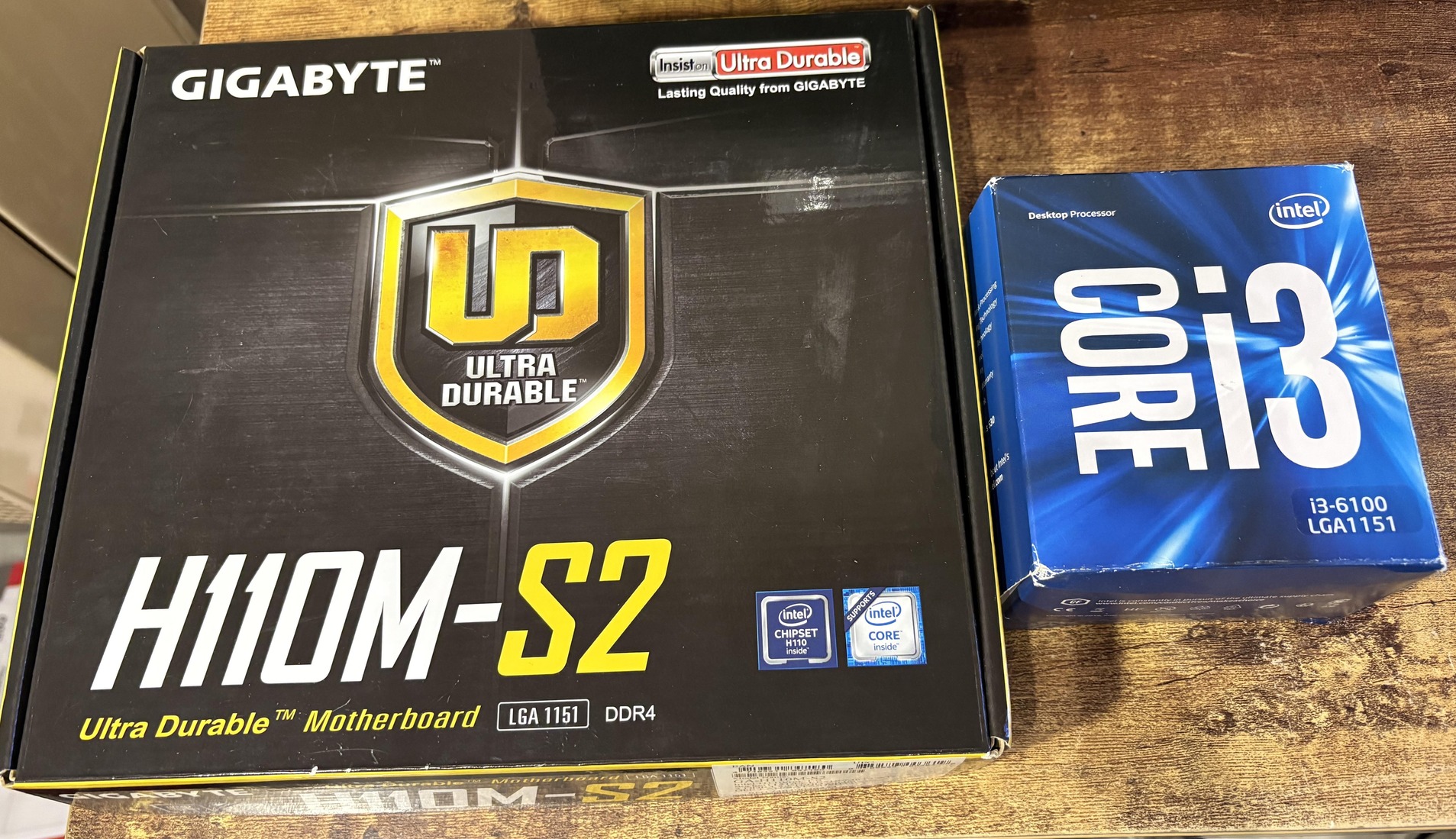 GIGABYTE GA-H110M-S2H (LGA1151) + Intel Core i3-6100 Processzor kérhető ...