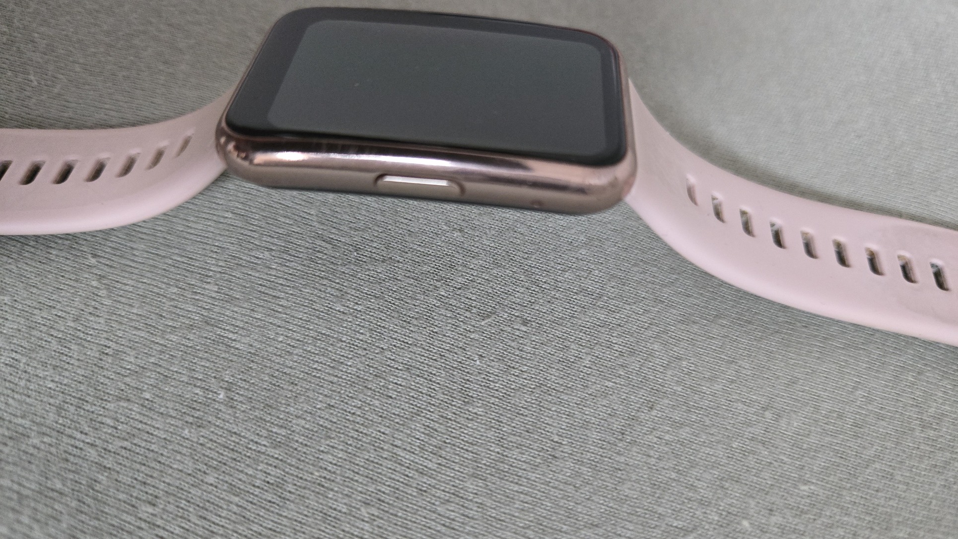 Huawei Watch Fit, rose gold - HardverApró