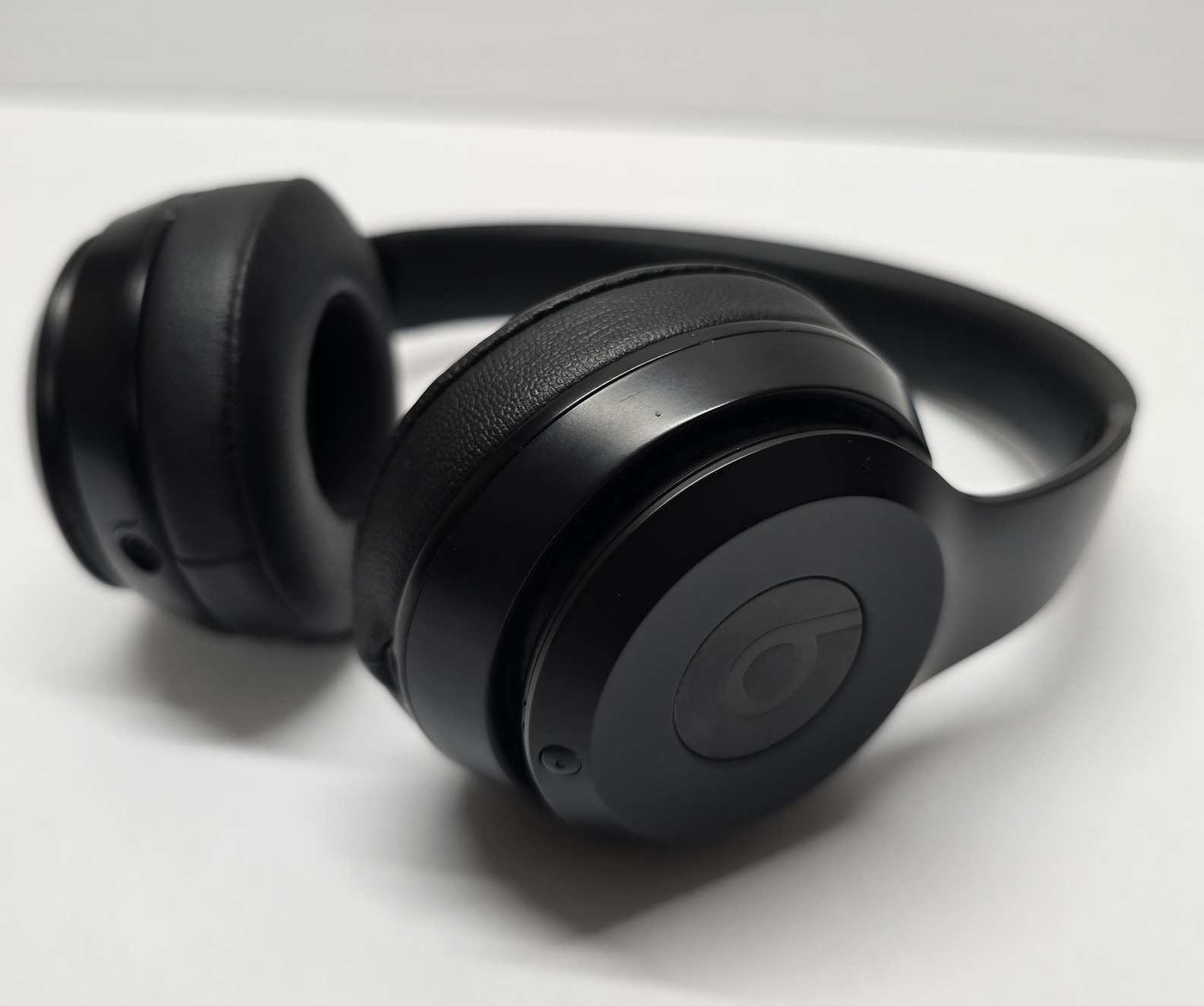 Beats Audio Solo 3 Wireless by Dr.Dre, Apple W1 chippel - HardverApró