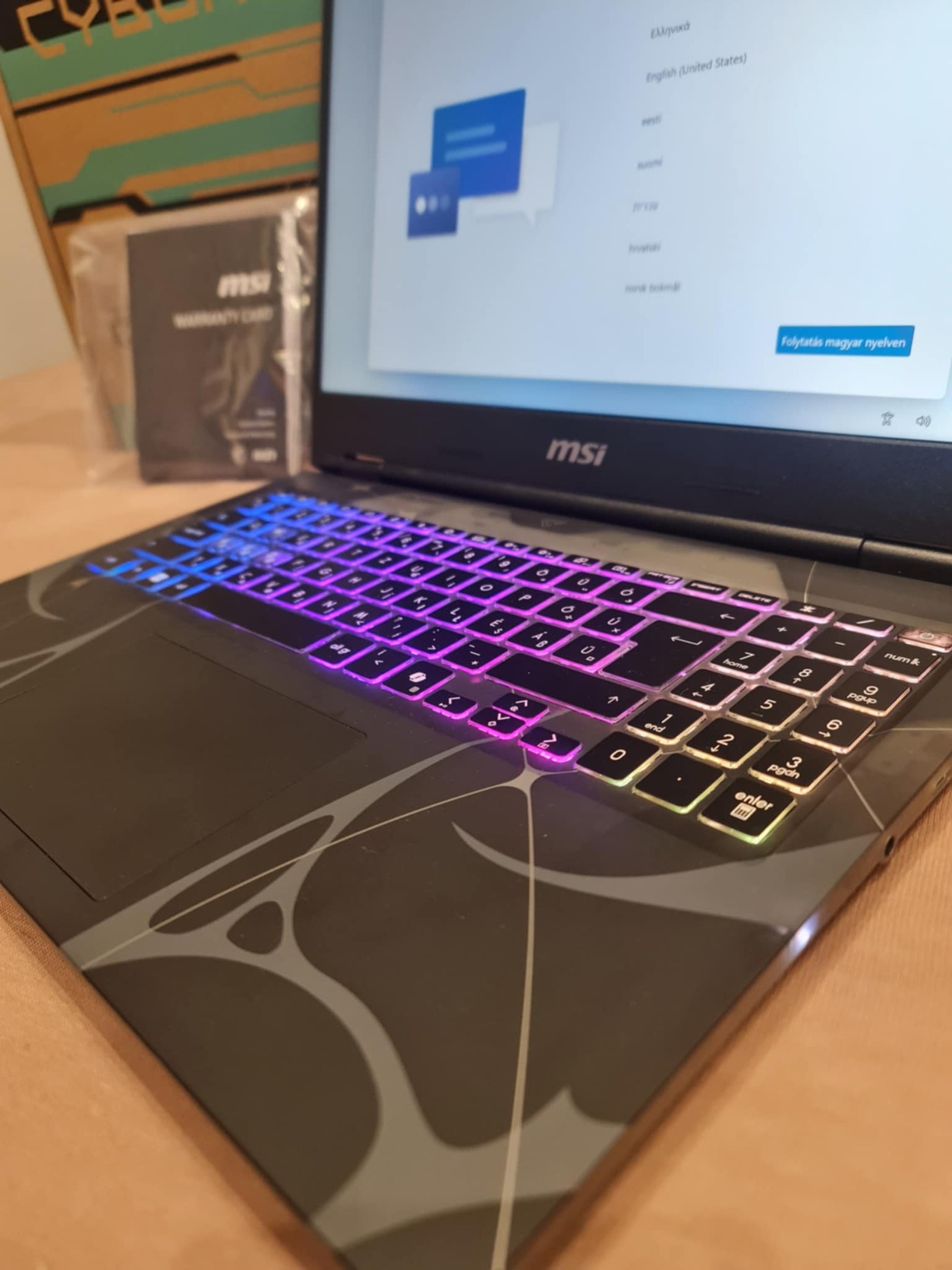 MSI CYBORG GAMER LAPTOP RTX 5050 + I7 13620H + 16GB MAX GARANCIA BOLTI ...