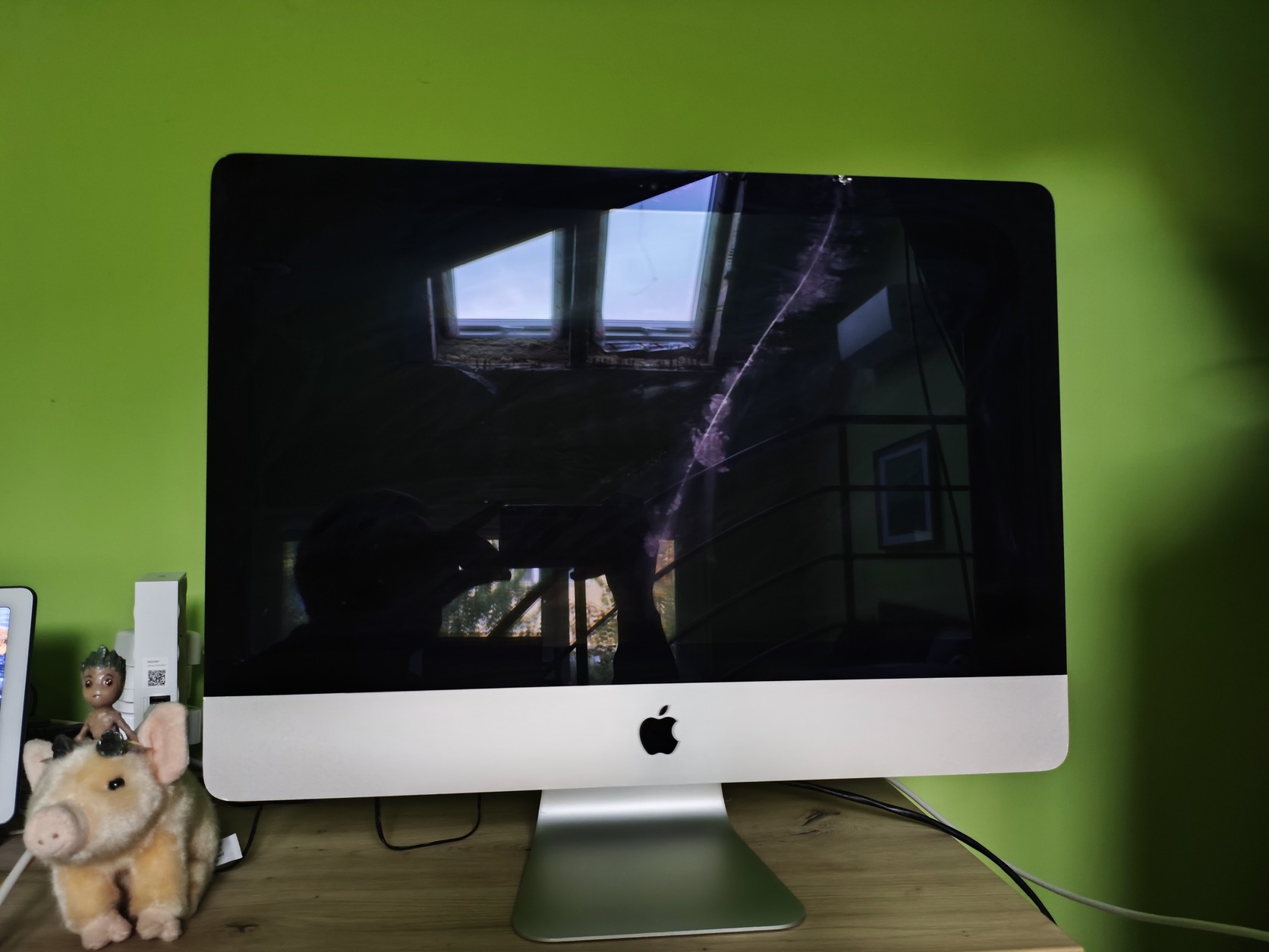 AKCIÓ! Törött Apple iMac 19.2 i5-8500 Radeon Pro 560X 4GB 16GB 256GB ...