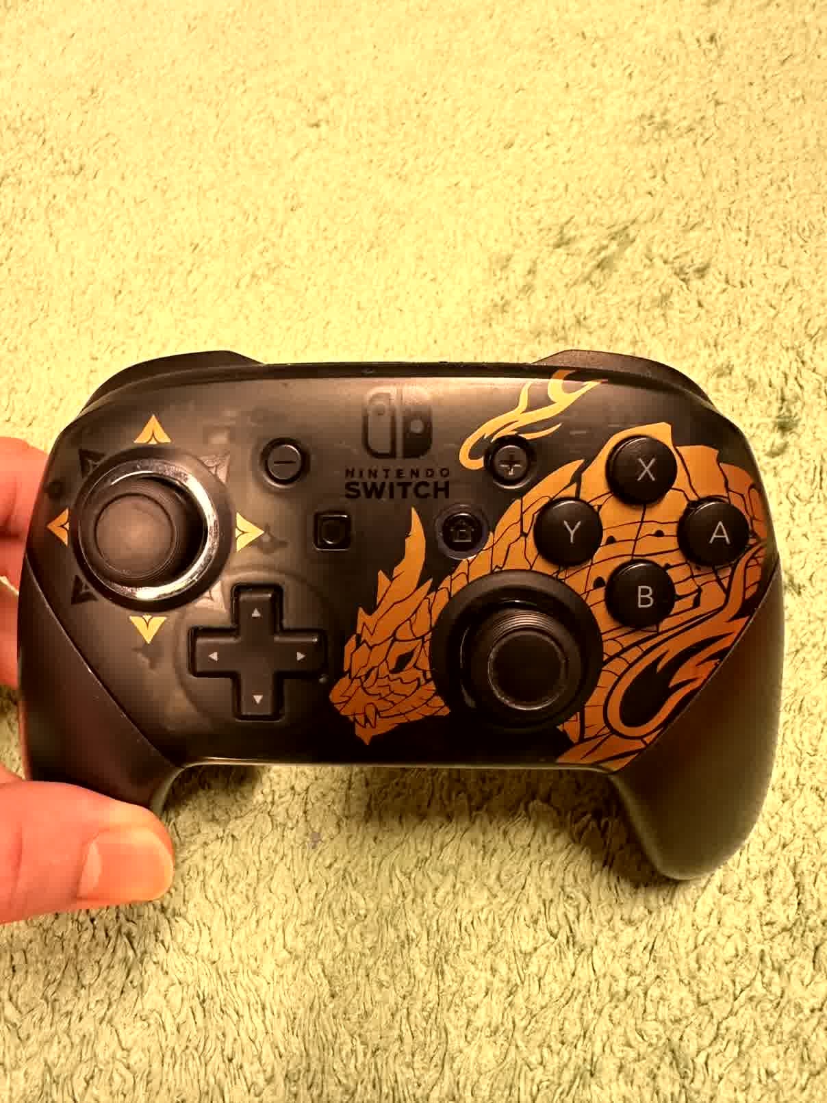 Nintendo Switch Pro Controller - Monster Hunter Rise Edition - HardverApró