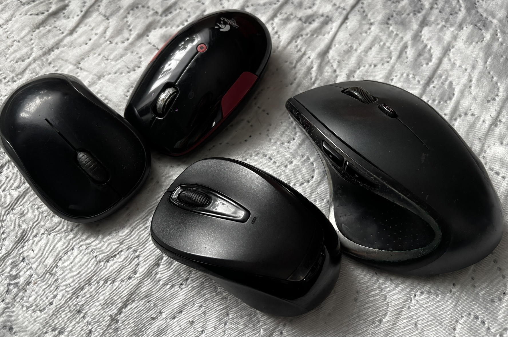 Egerek fellelt állapotban Logitech M185 / M345 / Perfomance MX ...