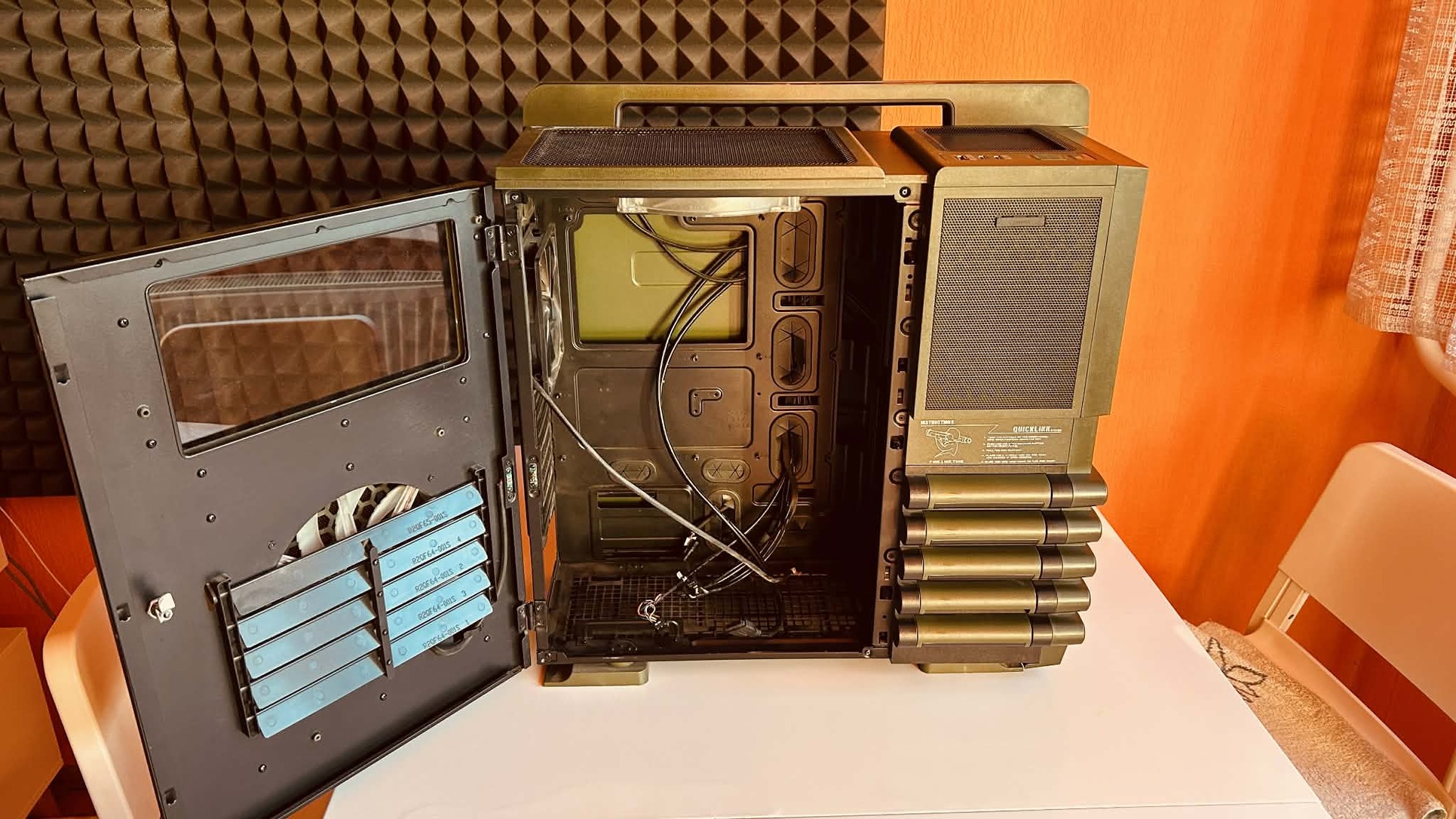 Thermaltake Level 10 GT Battle Edition - Full Tower ház - HardverApró