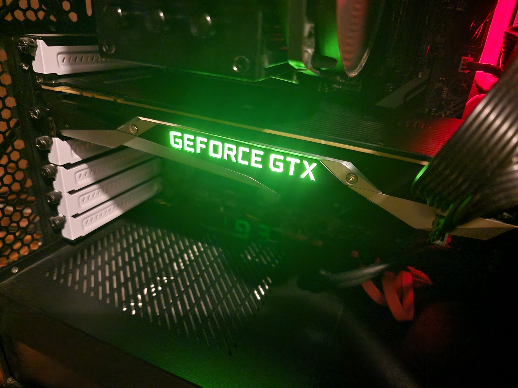 NVIDIA GeForce GTX 1080 Ti 11GB Founders Edition - HardverApró