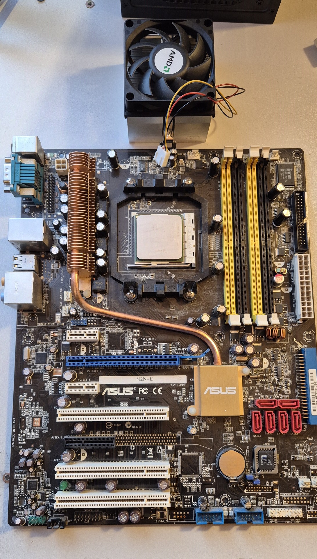ASUS M2N-E és ASUS M2N-SLI DELUXE Alaplapok - HardverApró