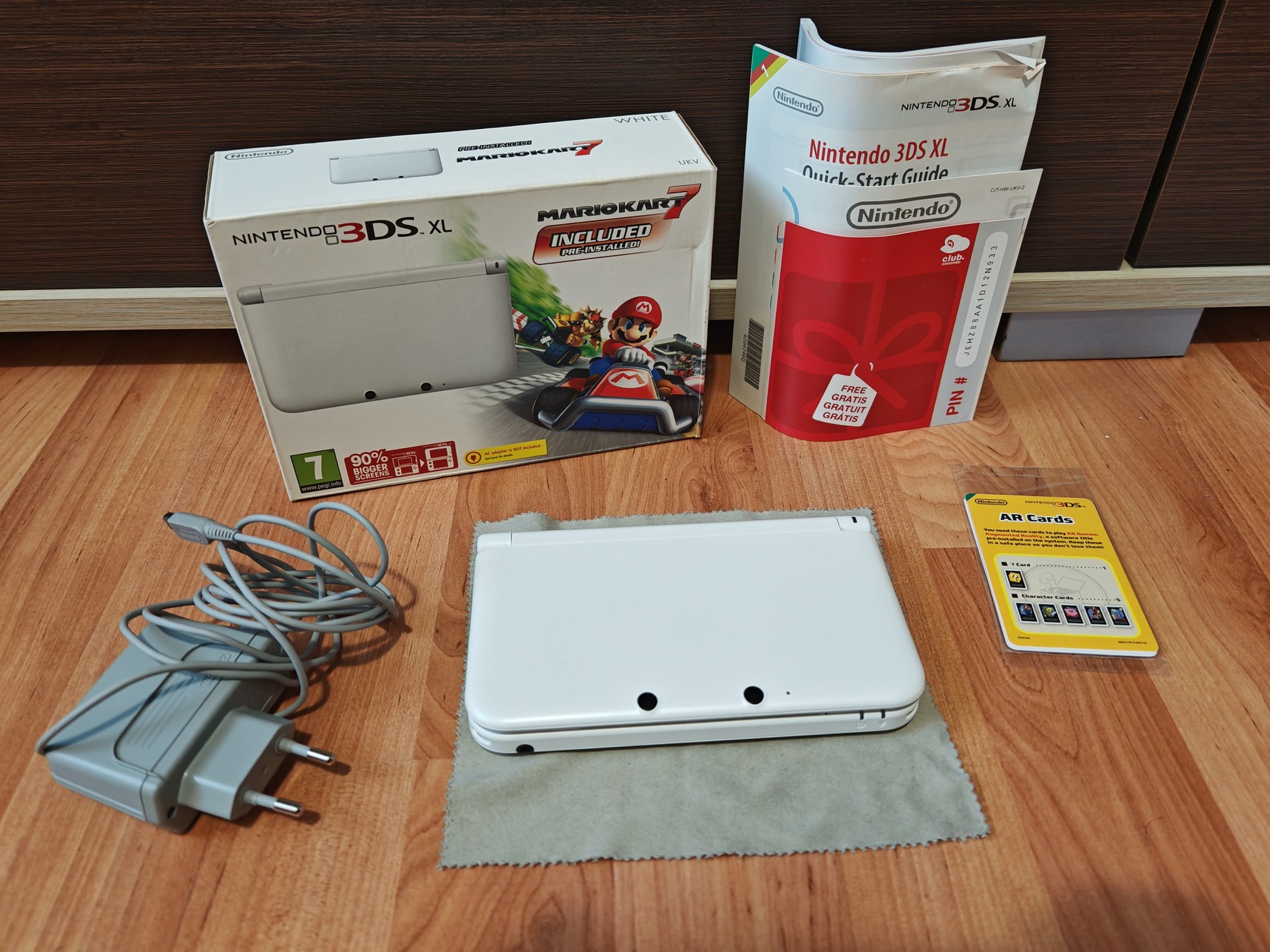 Nintendo 3DS XL Mario kart 7 Edition játék konzol - HardverApró