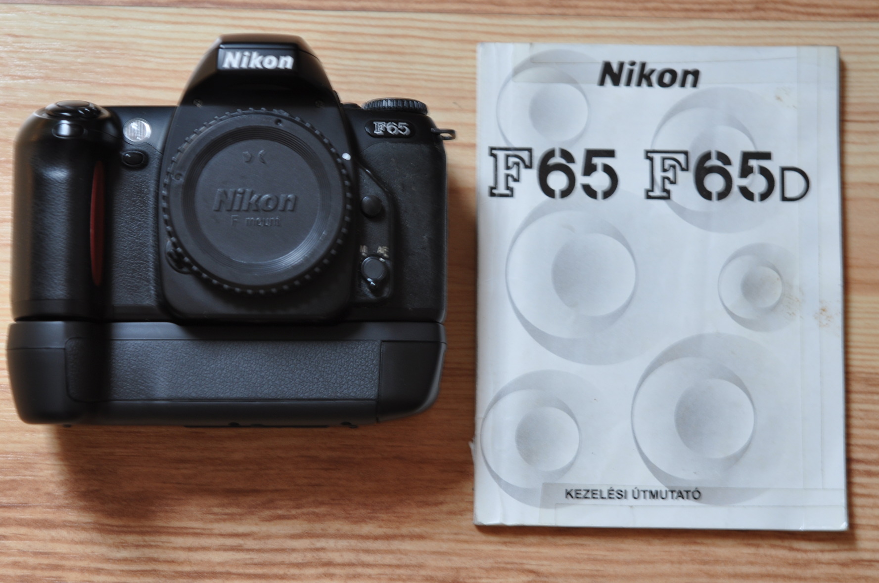Nikon F65 Nikon markolattal, 35mm filmes kompakt fényképezőgépek 3500 ...
