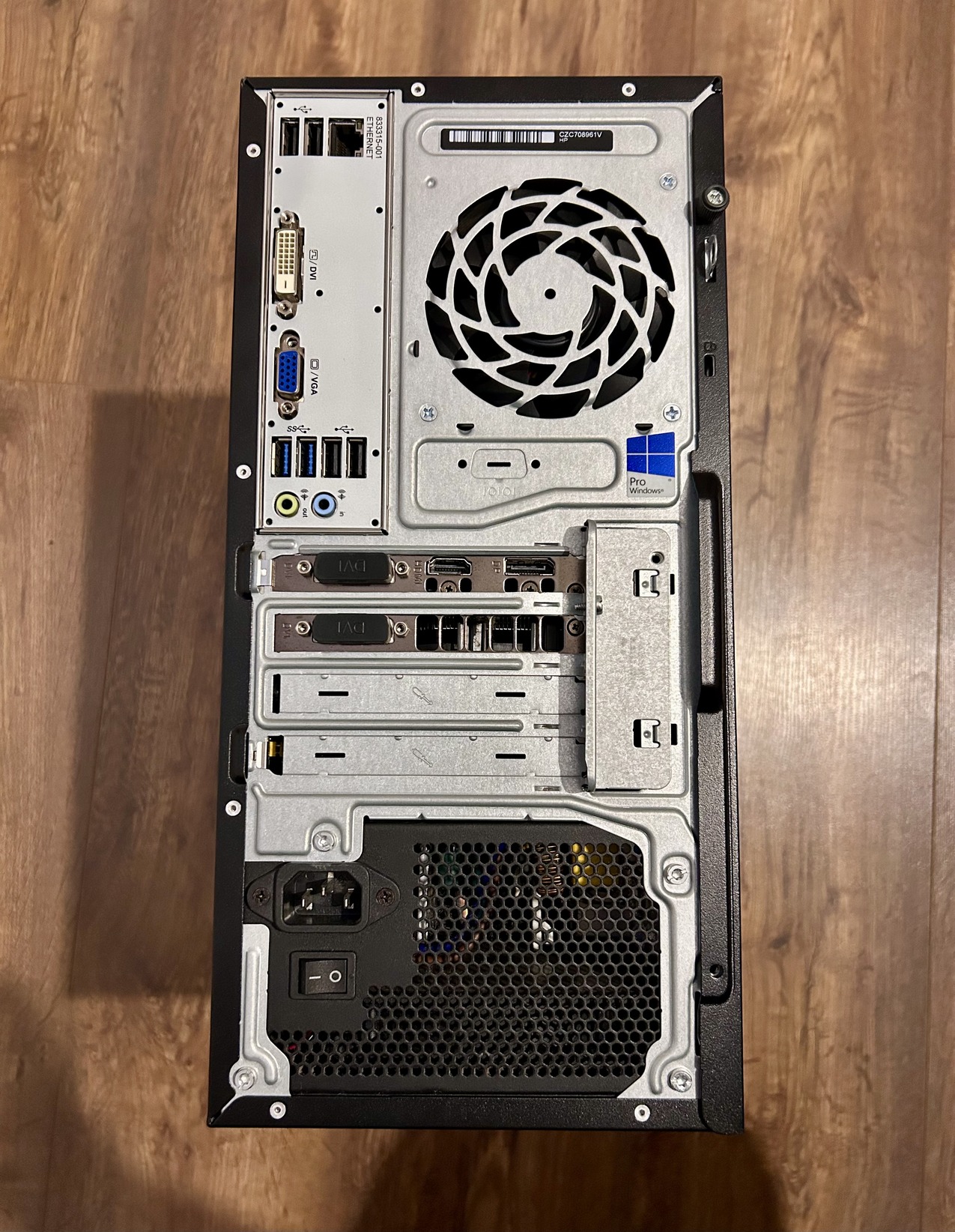 HP PC // Core I5 6500 // 8GB DDR4 // Rog Strix RX570 4GB // 240GB SSD ...