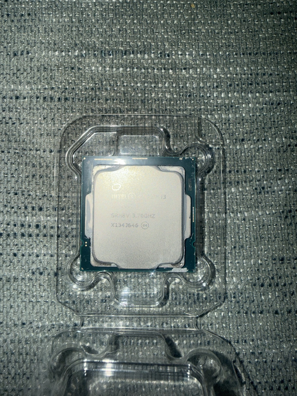 Intel i3 10th gen processzor 10105f tray - HardverApró