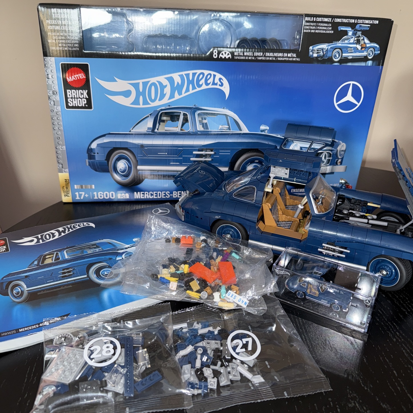 Hot Wheels Mercedes Benz 300 SL Mattel Brick Shop (+ 1:64 modell ...