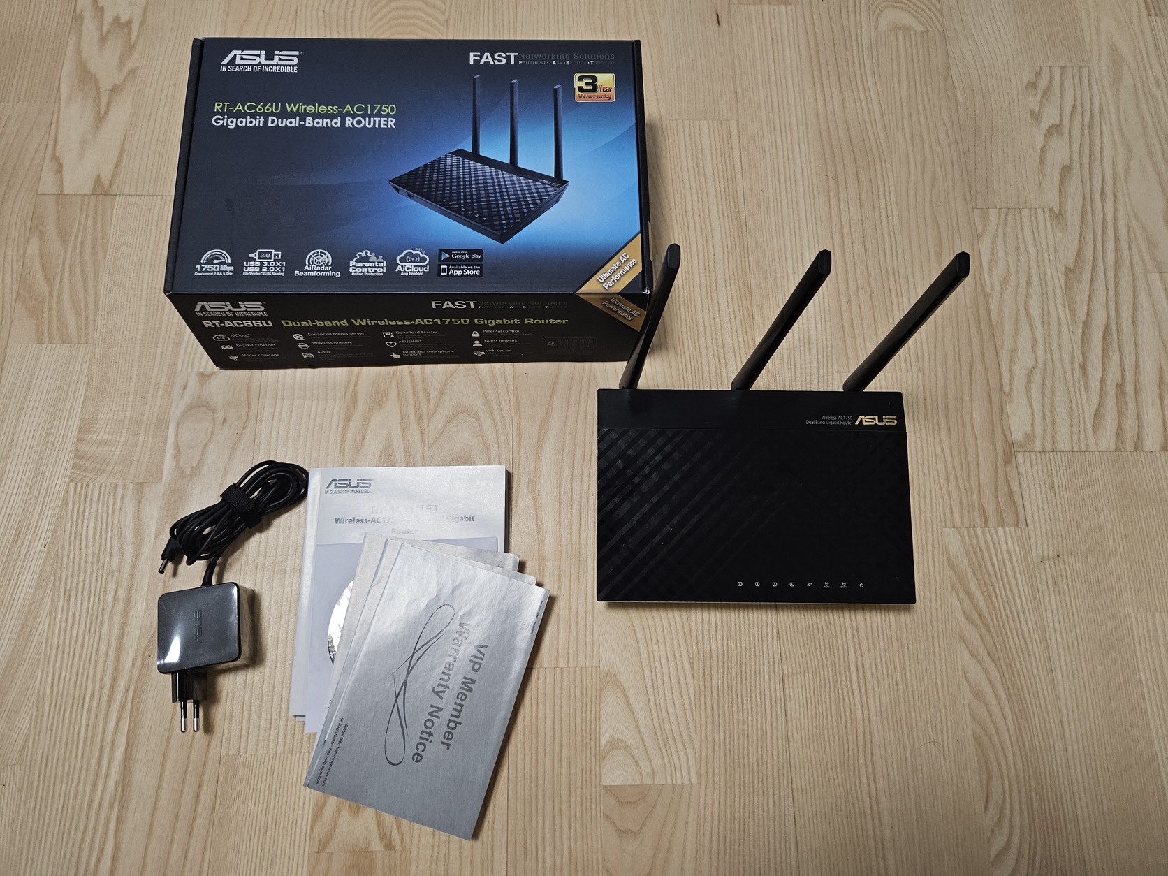 ASUS RT-AC66U B1 AC1750 Kétsávos Gigabit Router - HardverApró