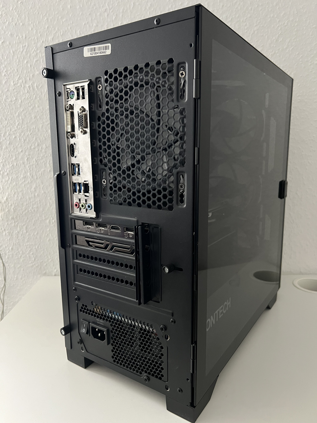 Erős RGB Gamer PC - HardverApró