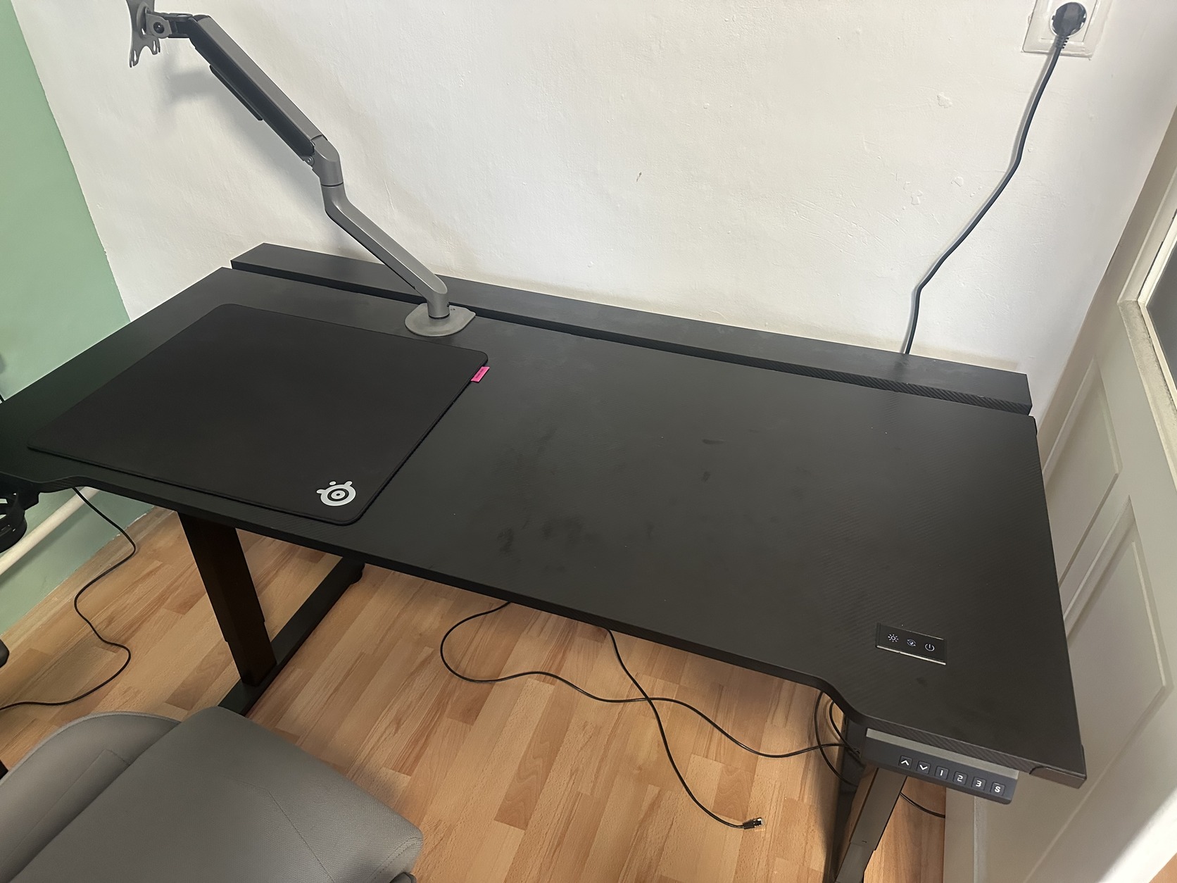 ÁR ALATT! THE G LAB K DESK PLATINIUM Gamer asztal motorosan állítható ...