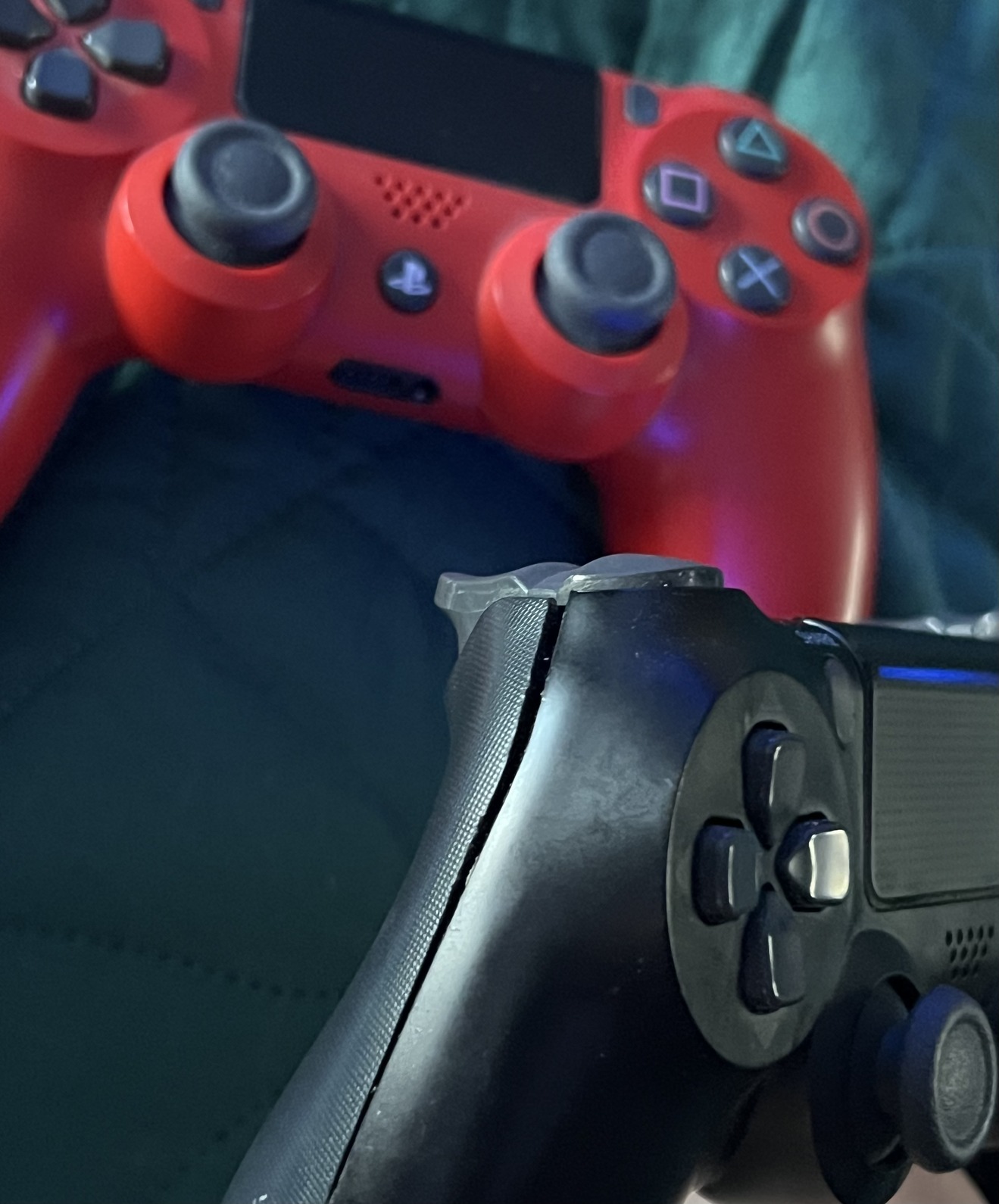 Sony PS4 + 2 controller - HardverApró