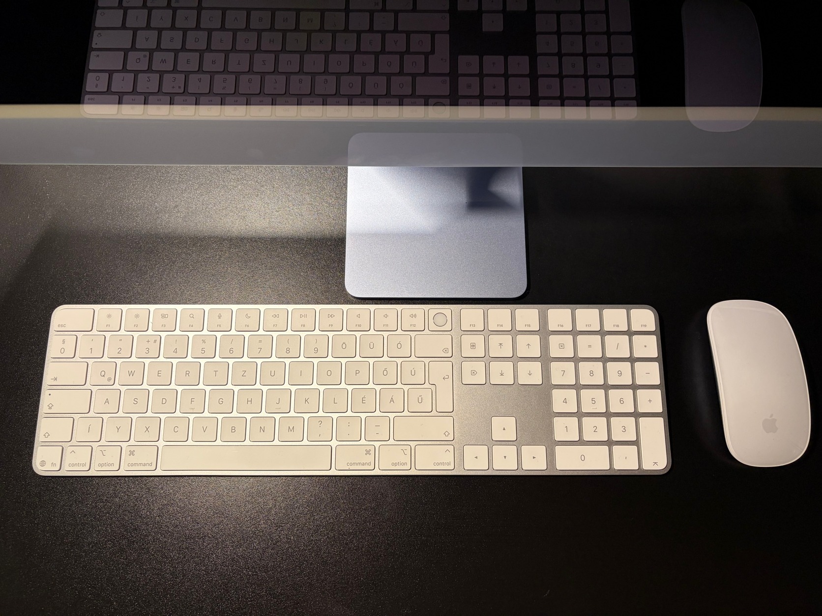 iMac 24" M4 16GB / 256GB - HardverApró