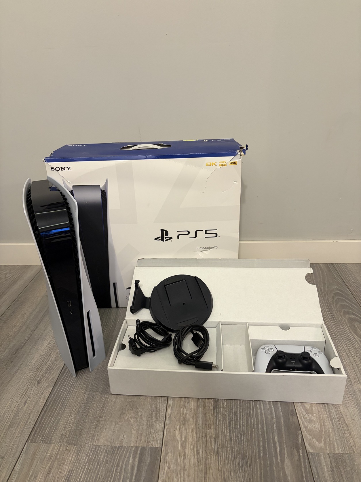 Playstation 5 lemezes 825GB CFI-1216A, makulátlan állapotban, 6 hó ...
