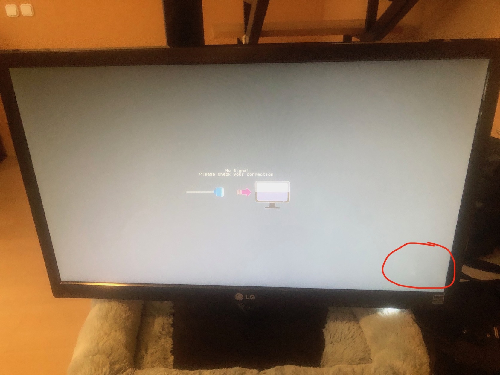 22" monitor LG 22M37A VGA (2db) - HardverApró