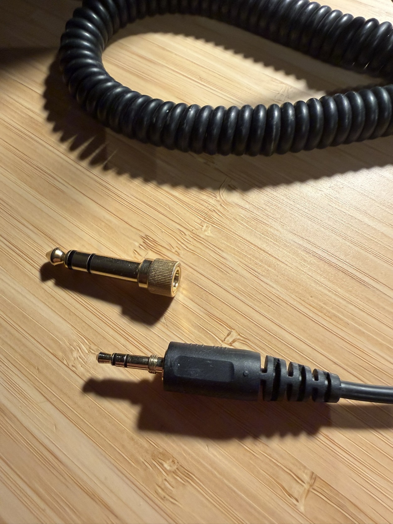 Eladó prémium minőségú fejhallgató - Beyerdynamic DT-990 Pro - HardverApró