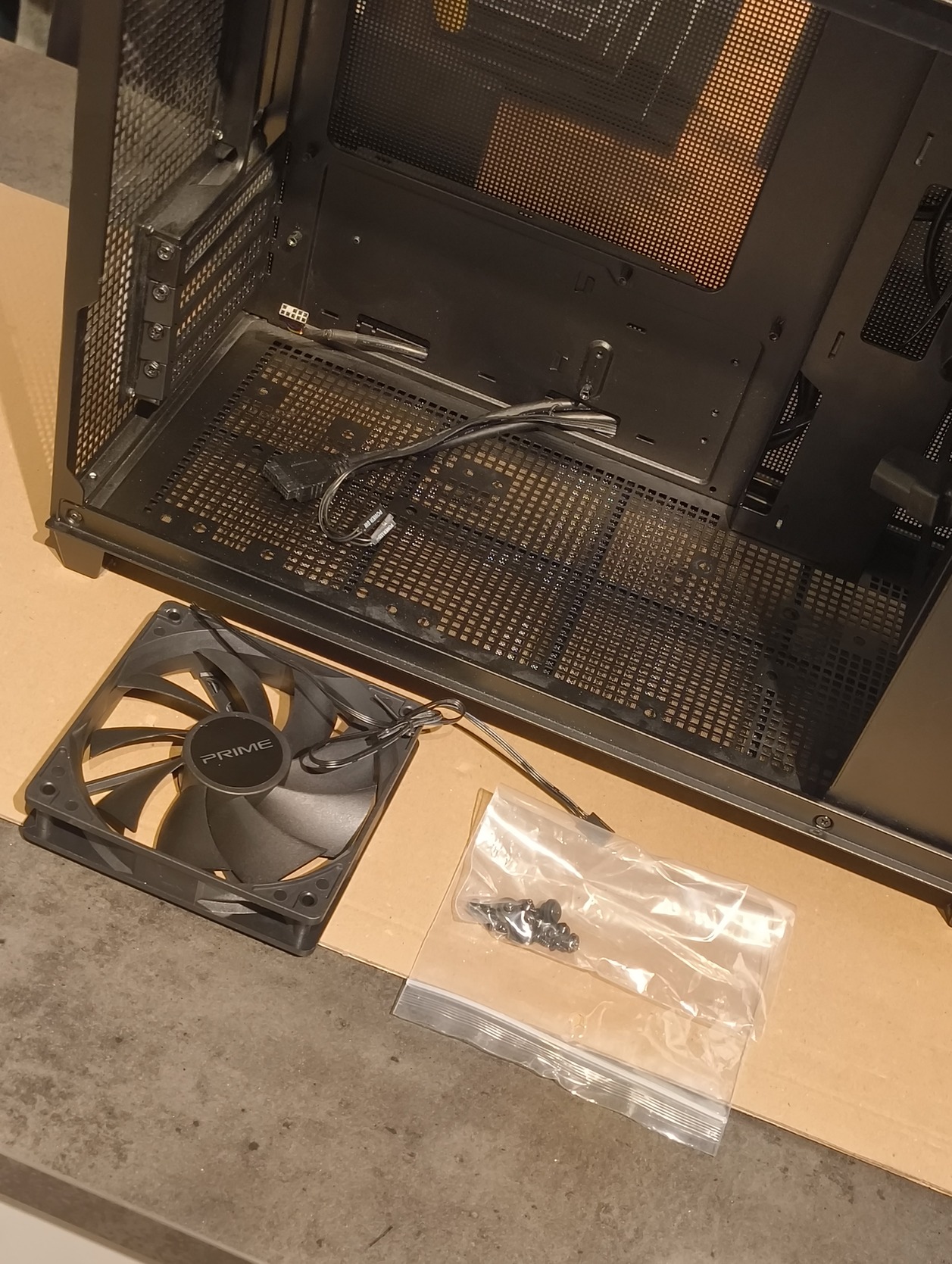 Asus Prime AP201 Black Mesh / fekete / jól szellőző mesh mATX ház 100% ...