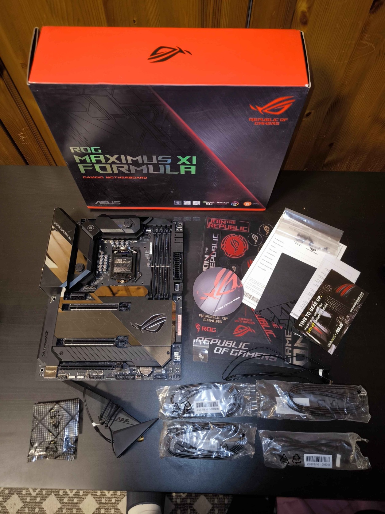 ASUS ROG Maximus XI Formula Z390 Extrém Alaplap - HardverApró