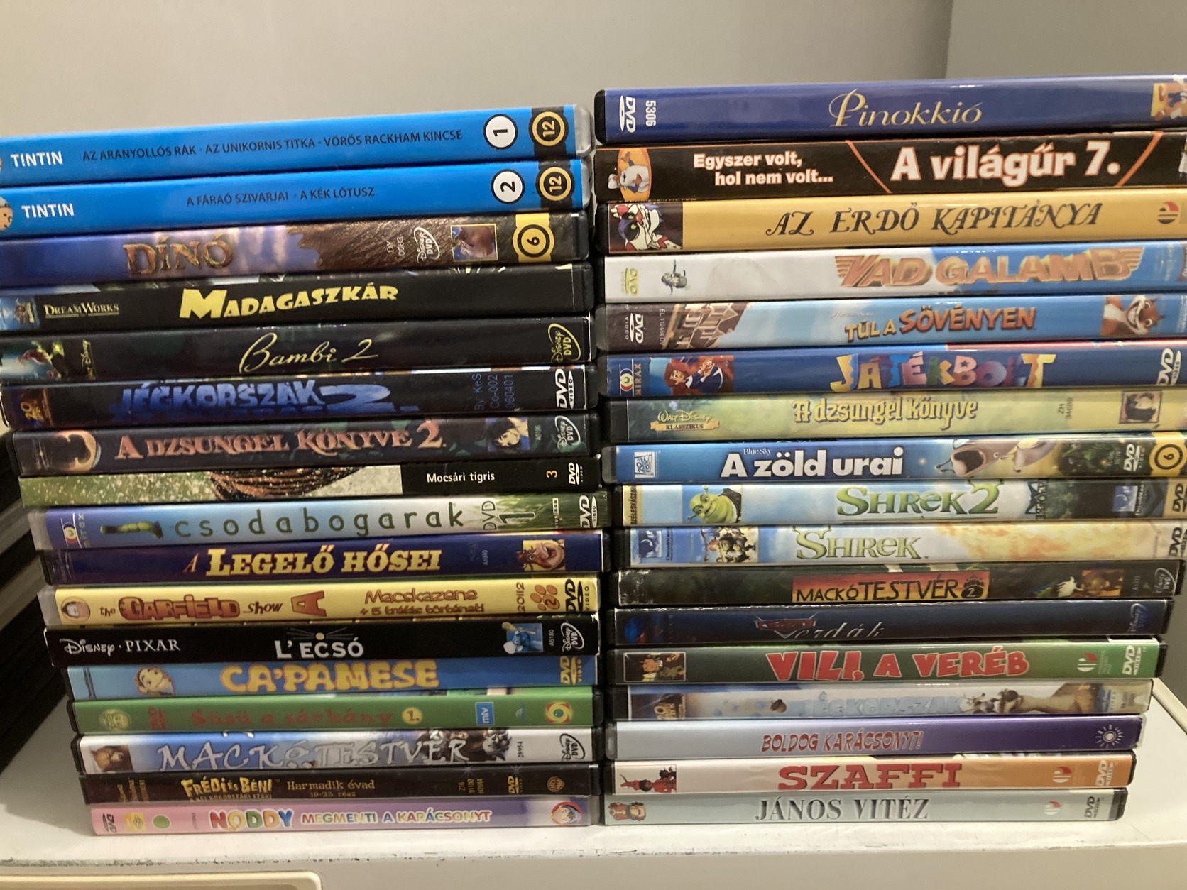 Trion DVD lejátszó! + sok mese DVD - HardverApró