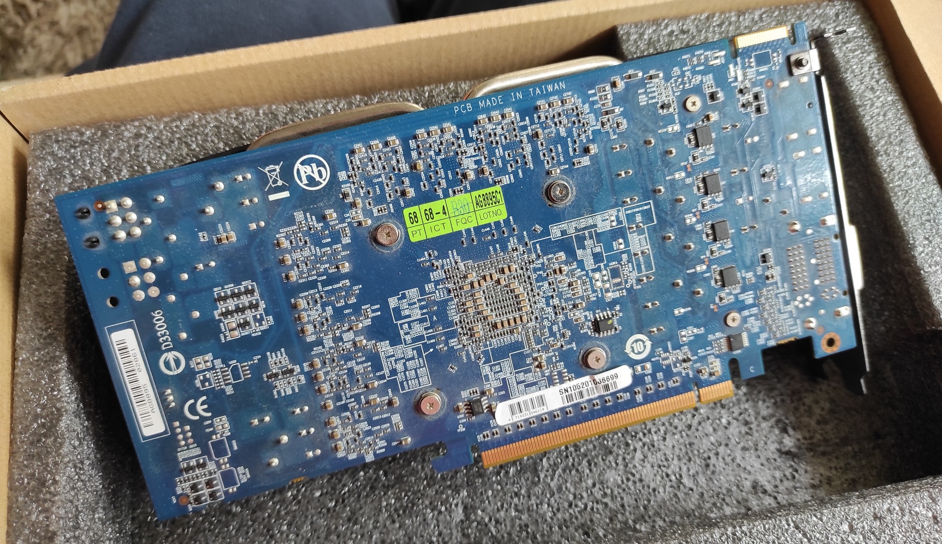 GIGABYTE Radeon HD6850 OC 1GB 256bit GDDR5 GV-R685OC-1GD Videokártya ...