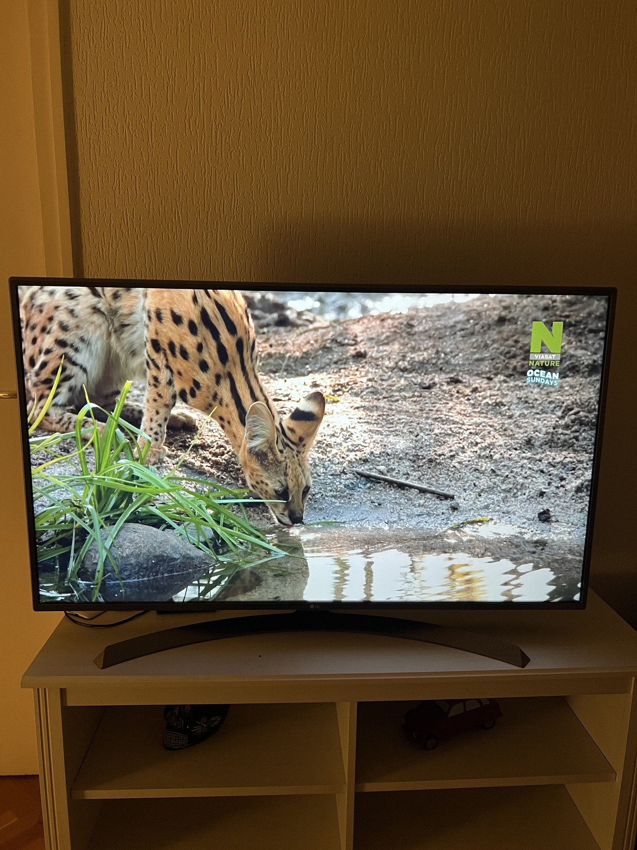 LG 49UJ670 125 cm-es 4K UHD LED okos tv - HardverApró