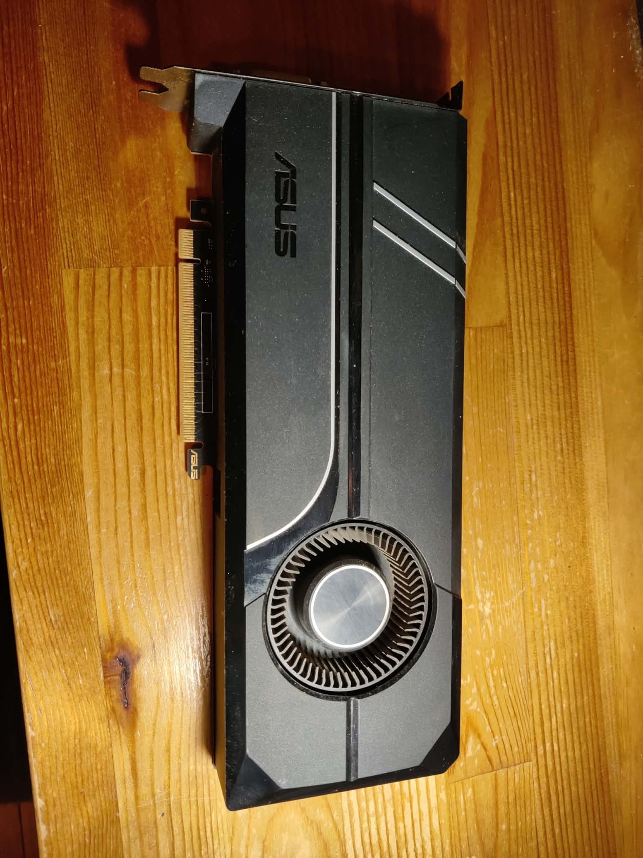ASUS GTX 1070 Ti Turbo 8GB - HardverApró