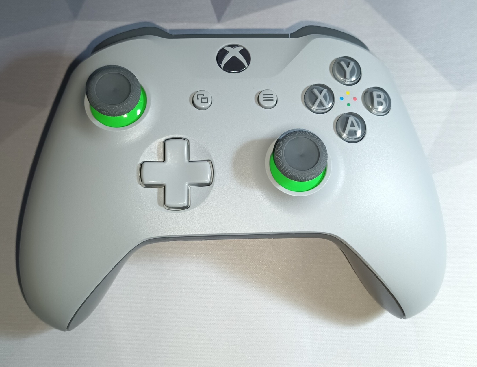 Xbox One S 1708 Grey/Green kontroller - felújítva, Hall Effect joyokkal ...
