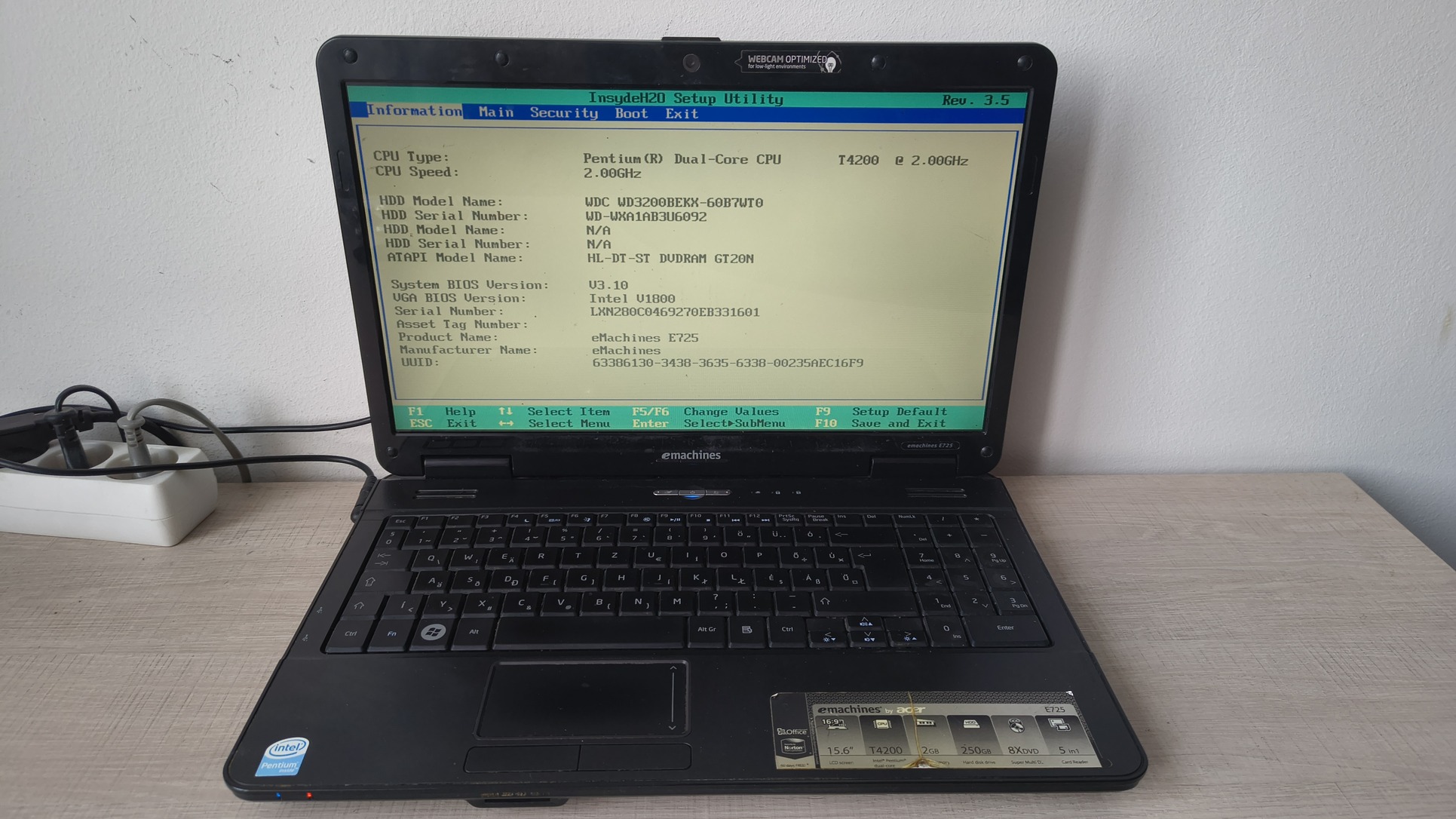 eMachines (Acer) E725, a Neked való bitang gépezet! - csapó 2 - HardverApró
