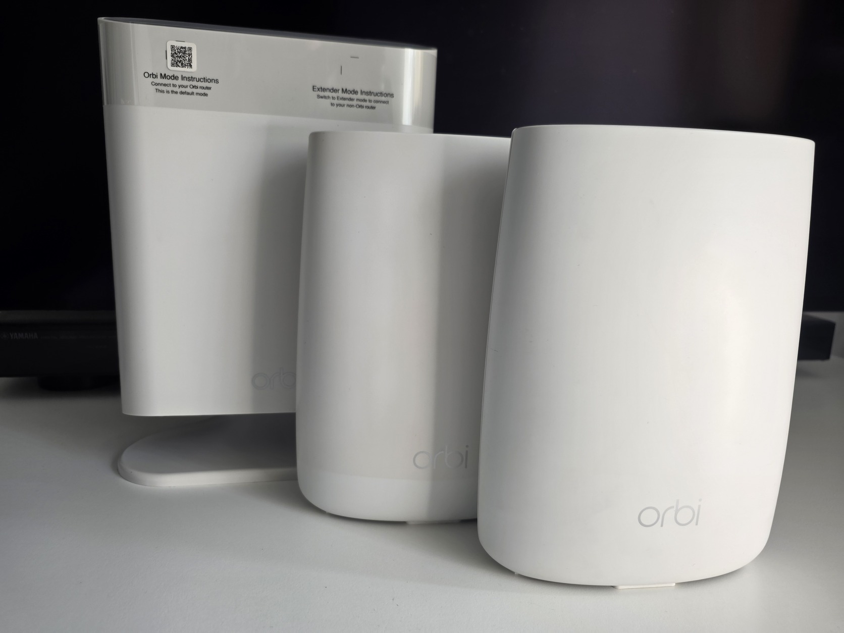 Netgear Orbi Mesh WiFi Szett RBR50 Router + RBS50 + RBS50Y Kültéri ...