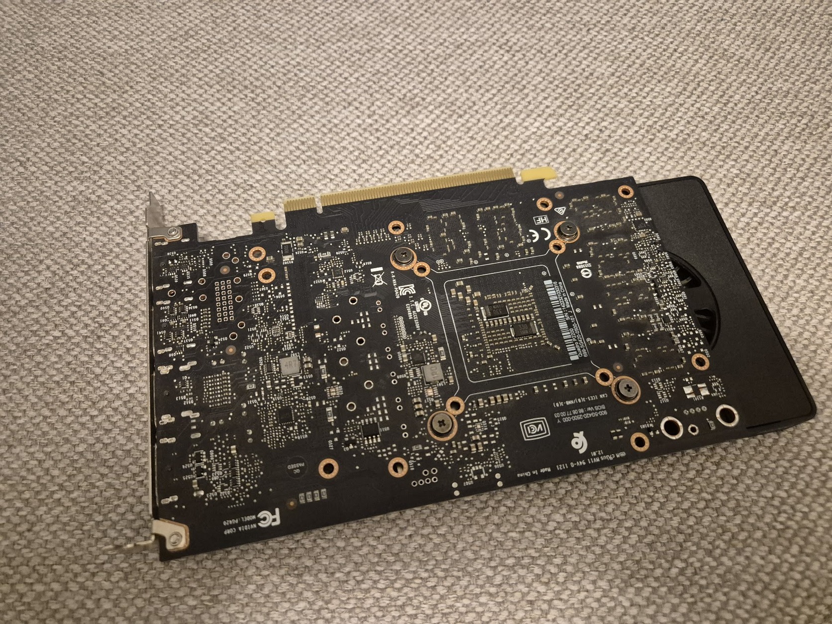 NVIDIA Quadro P2200 5GB GDDR5X - HardverApró