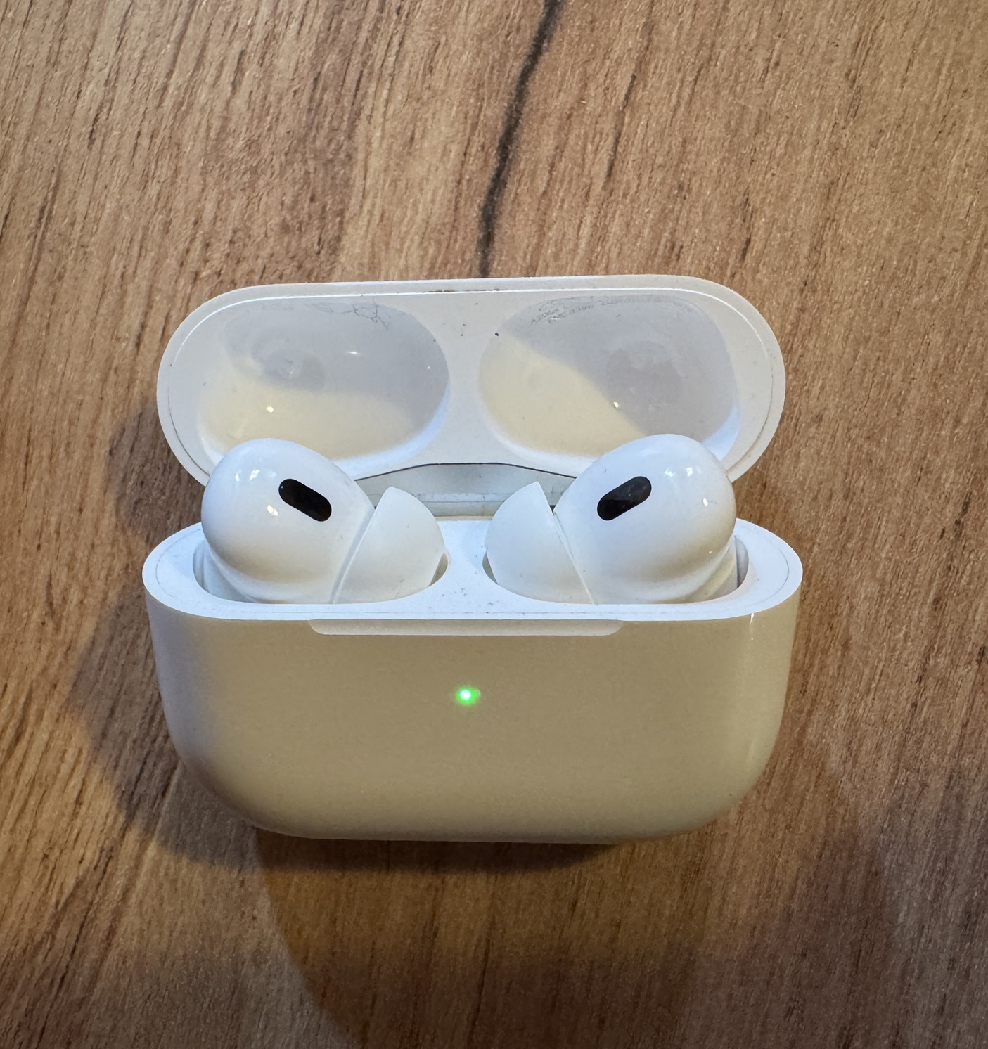 Airpods Pro 2 Generation Saturn