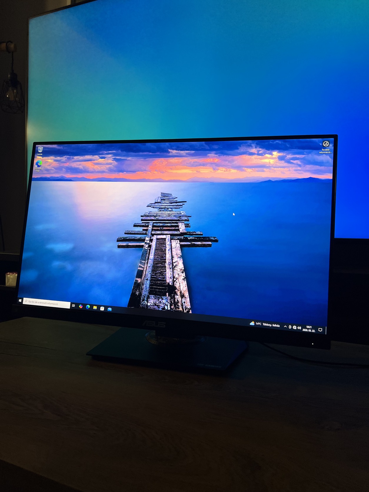 ASUS TUF Gaming monitor 24 / 144Hz / 1ms - HardverApró
