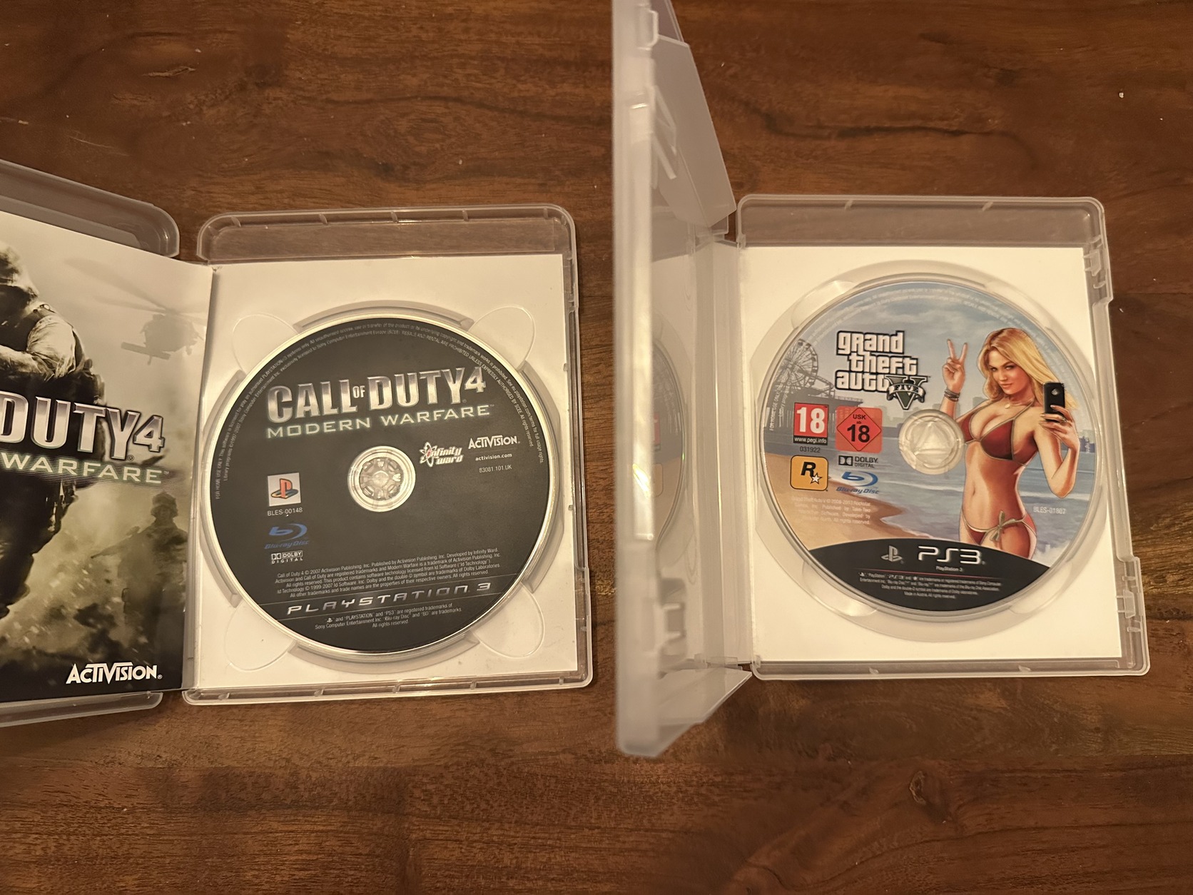 Gta5/COD4 Ps3 játékok call of duty grand theft auto playstation 3 ...
